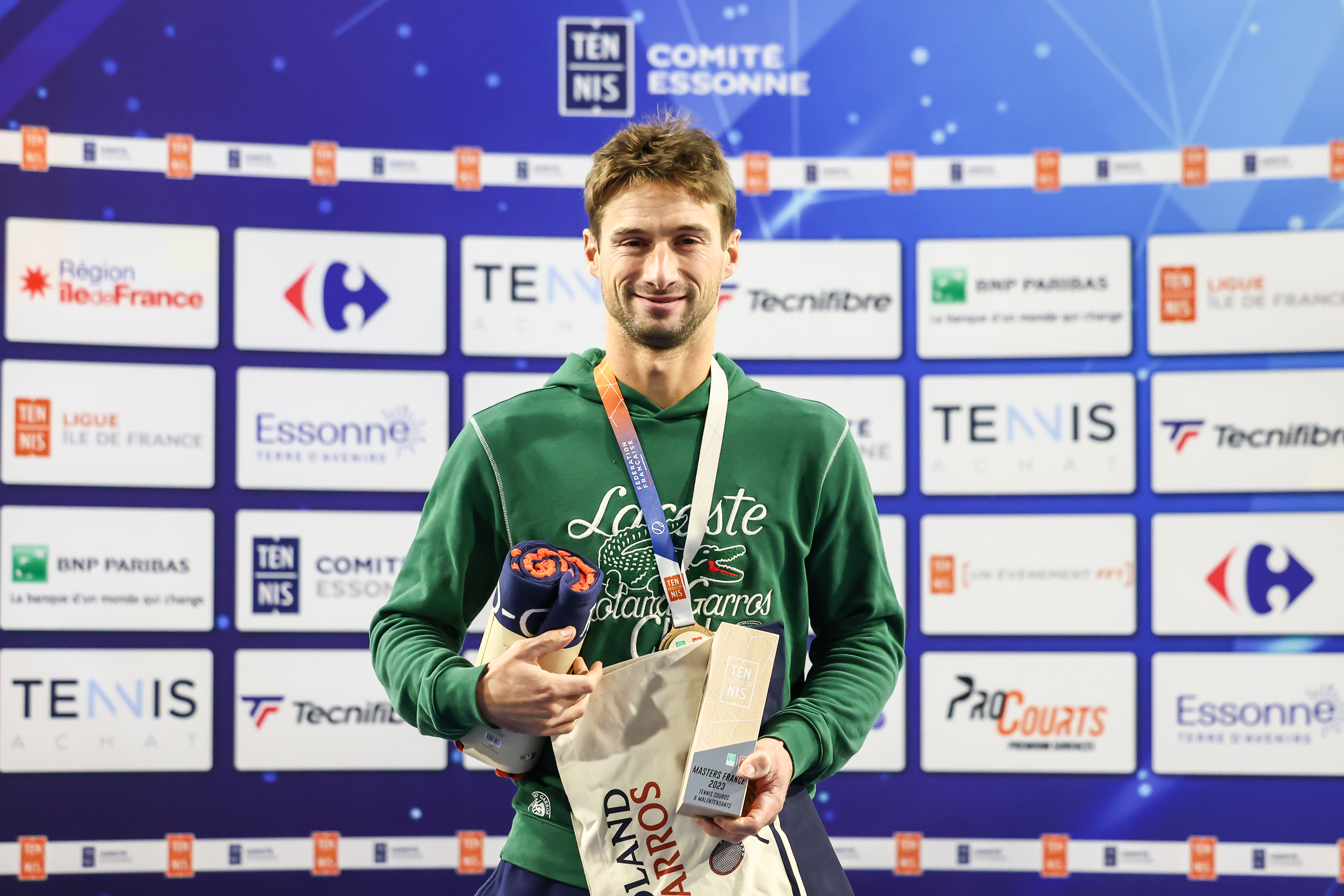 Masters France sourds et malentendants : Olivier Grave et Caroline ...