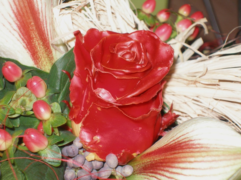 Give an Everlasting Rose – Waxed Roses and Their Meaning