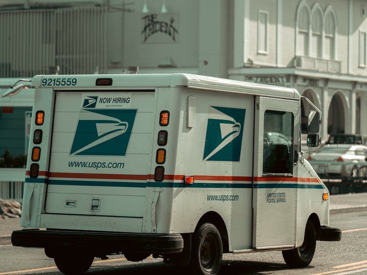 How to Easily Track Your Parcel with USPS: Step-by-Step Guide | USPS ...