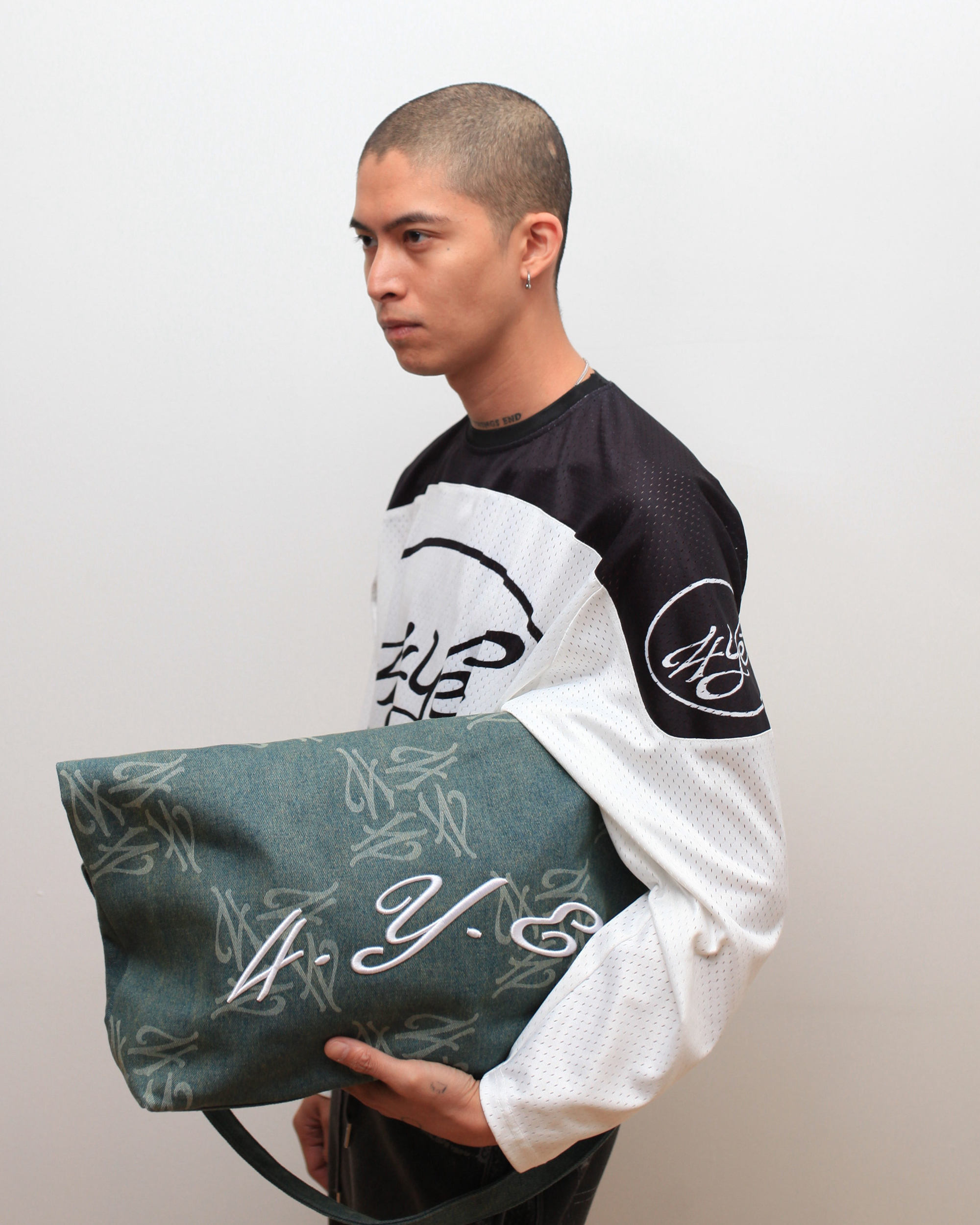 Holiday 2024 Lookbook – 4YE