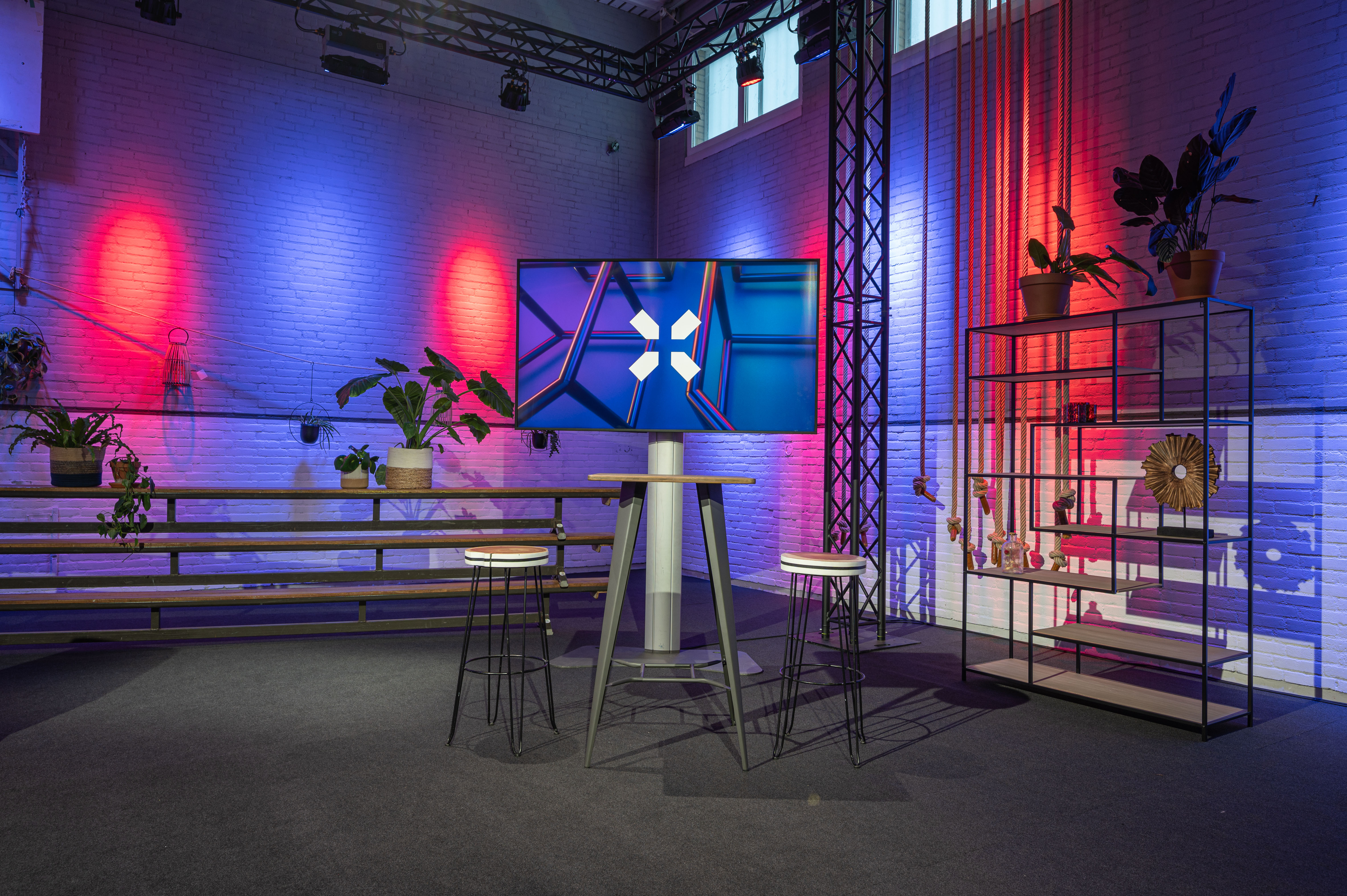 FX Studio | FX Agency | Reinventing corporate communication