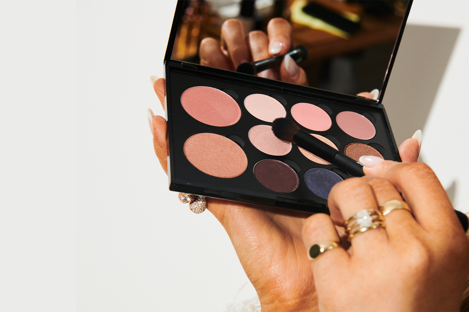 Brings You the World's Best Skin Care & Cosmetic Brands | Gee Beauty ...