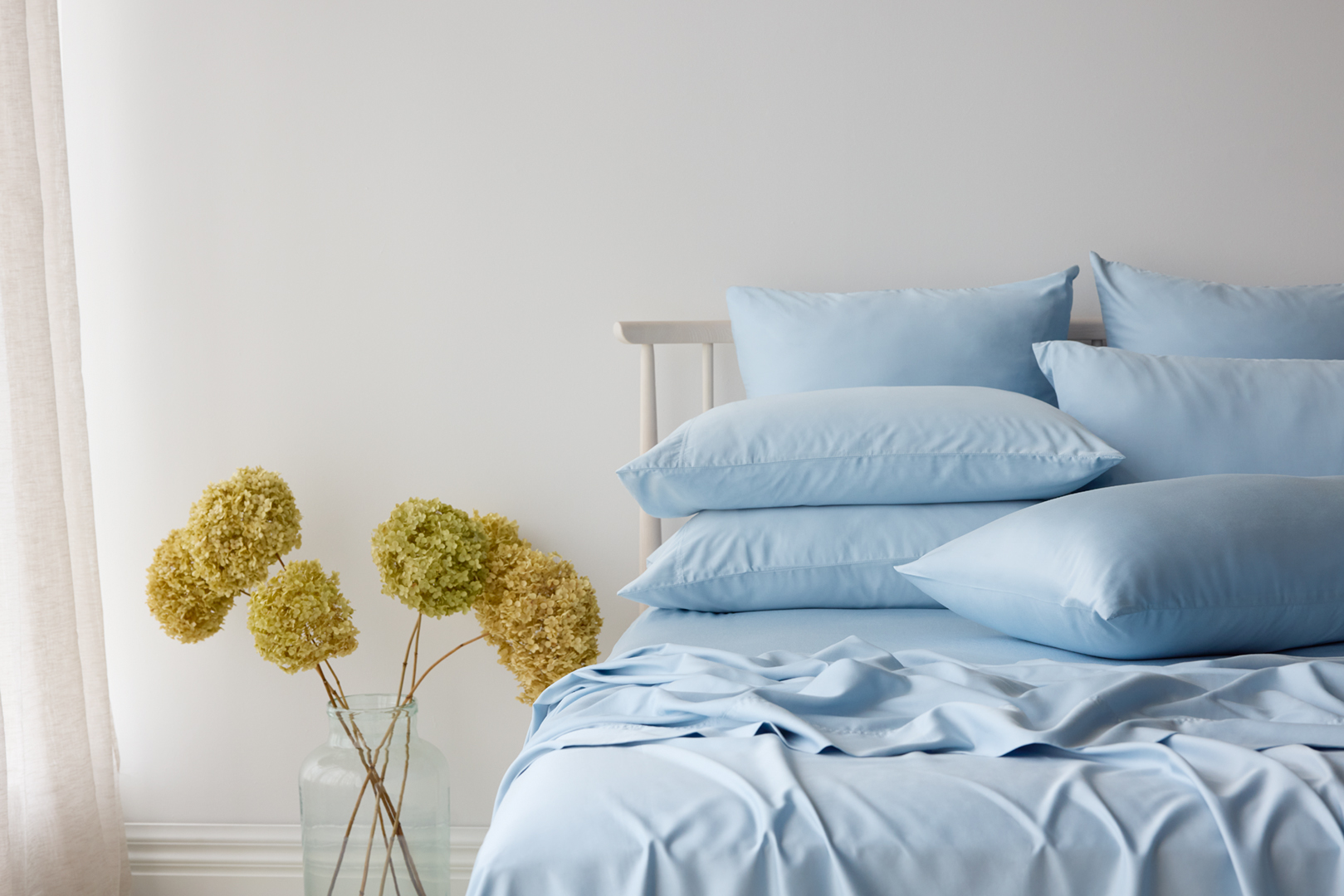 Beyond the Sheet: The Ultimate Guide to Cool, Breathable Bedding for Summer