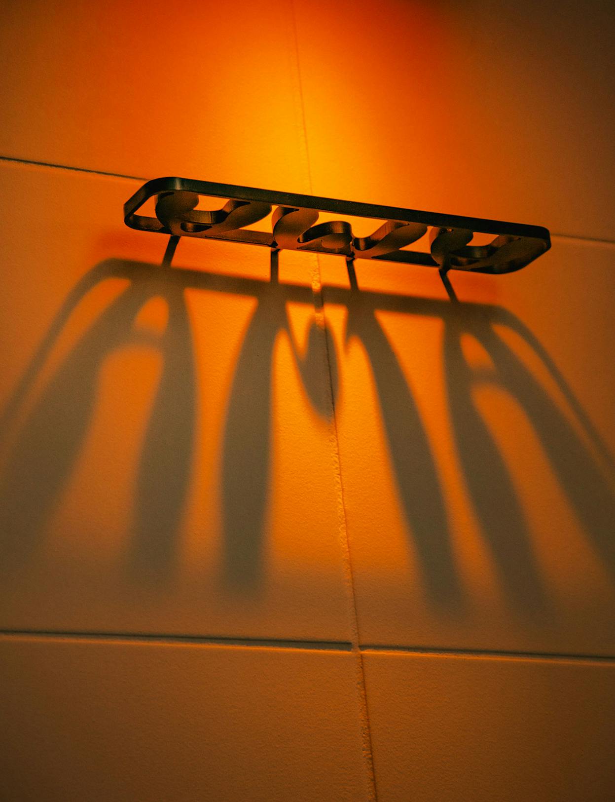 Glasfurd & Walker — Ama