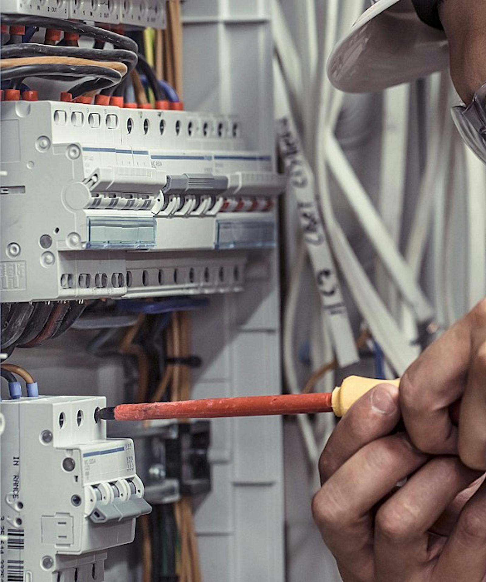 Global Electrics | Électricien à Opwijk, Bruxelles