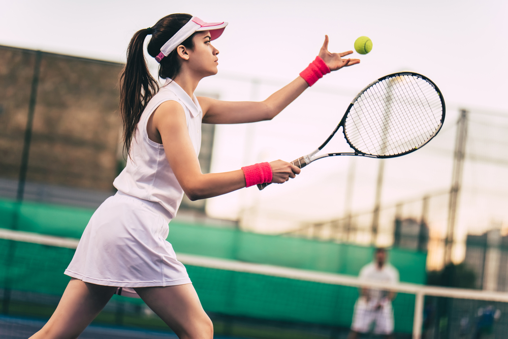 How tennis & baseball elbow affect the elbow joint | GoHealth Urgent Care
