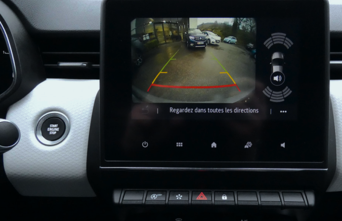 Rent Renault Clio 5 | Long and short term | Virtuo | Virtuo