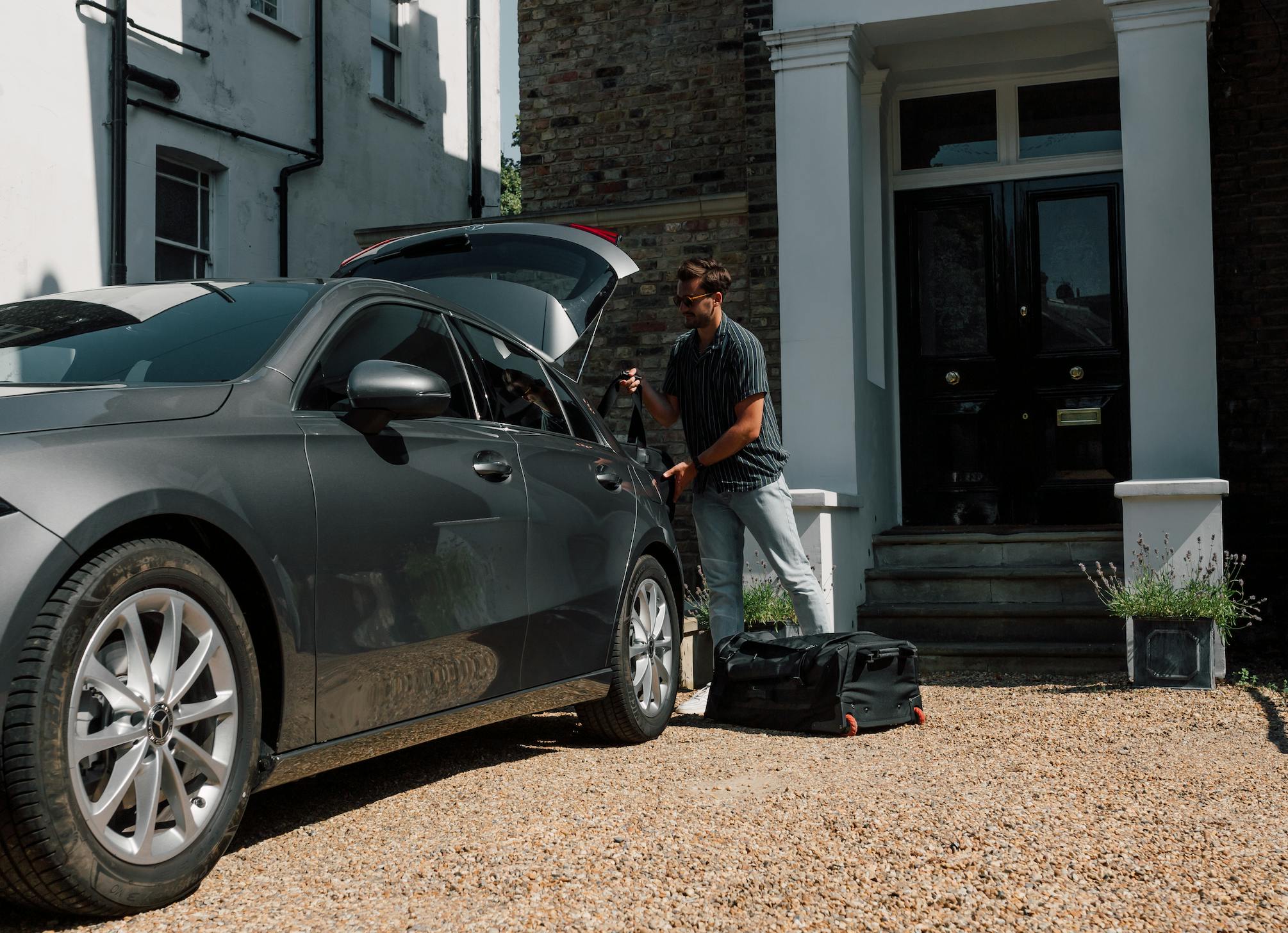 Car hire delivered to your door | Virtuo | Virtuo