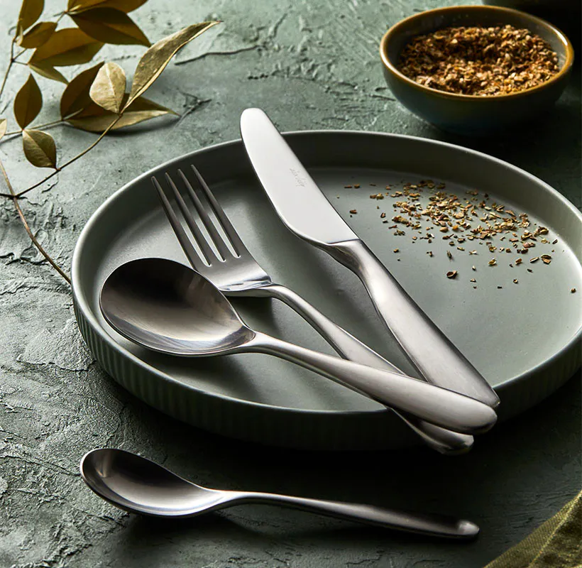 How to Host a Perfect Spring Dinner Party - Robins Kitchen