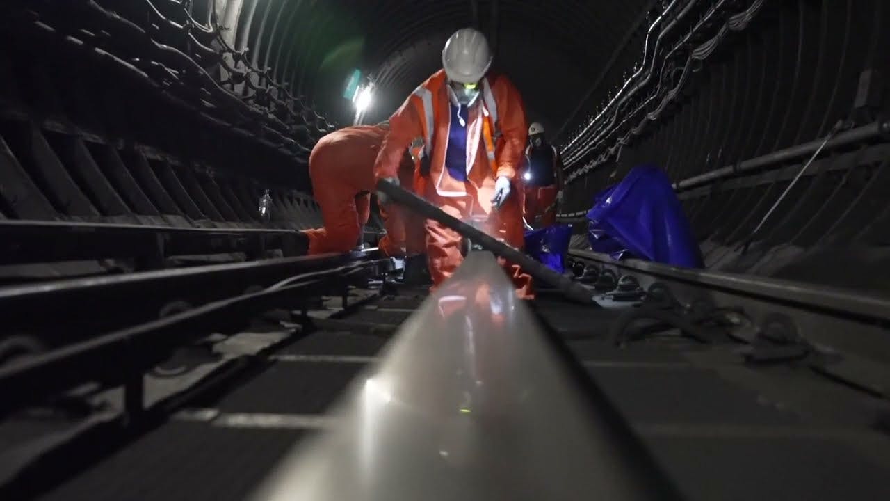 How does the London Underground contribute to pollution?