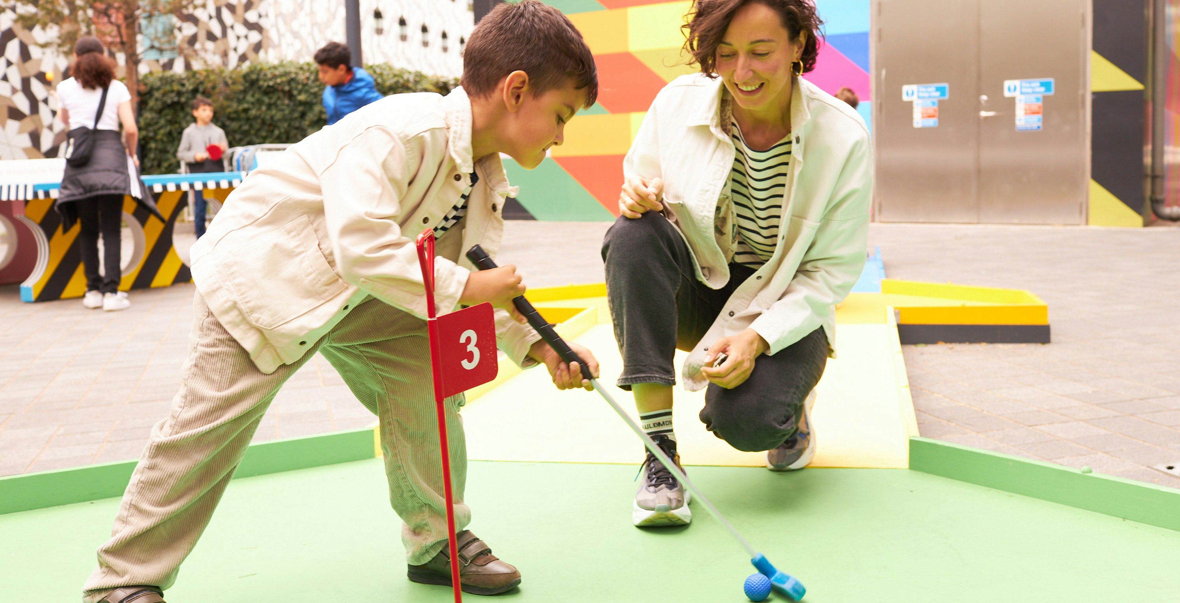 Greenwich Peninsula Mini Golf | Peninsula Summer