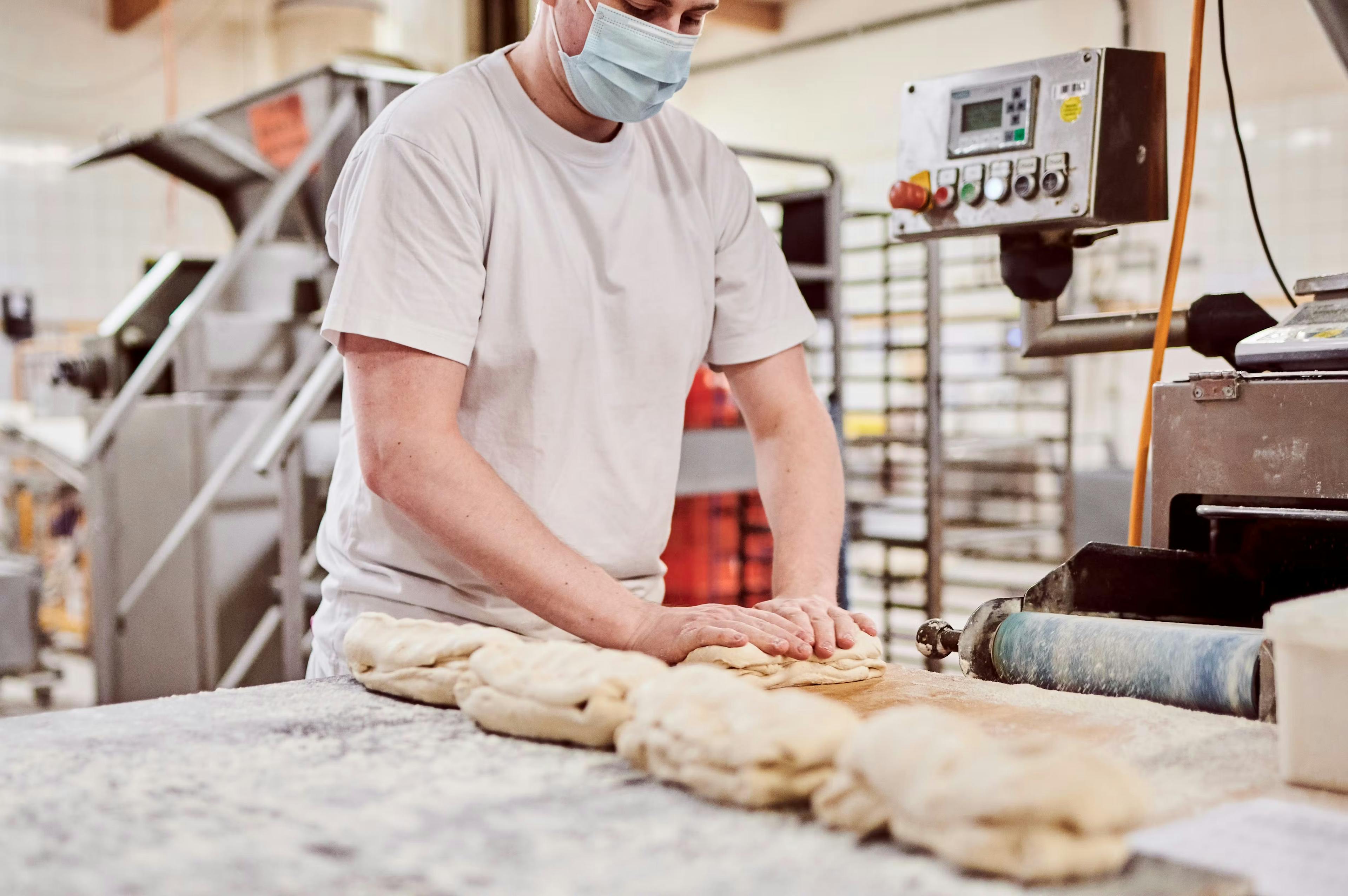 Traditionelles Bäckerhandwerk und Maschinen | Haus der Bäcker