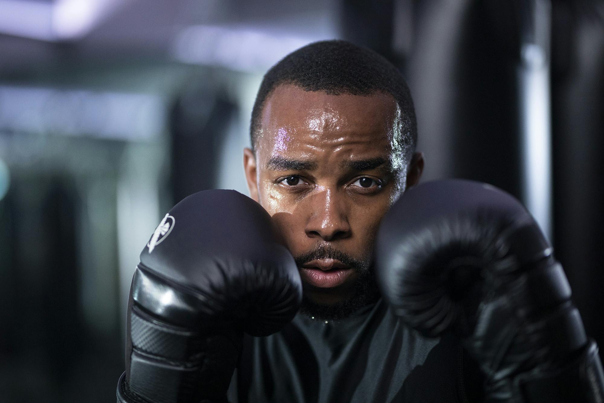 Hayabusa Black T3 Boxing Gloves | Johnathan Washington • Hayabusa