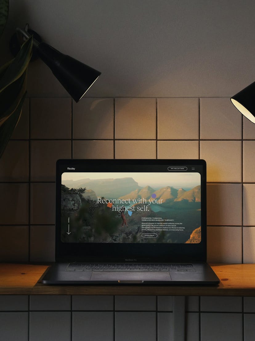 Reulay — Hello Comrade