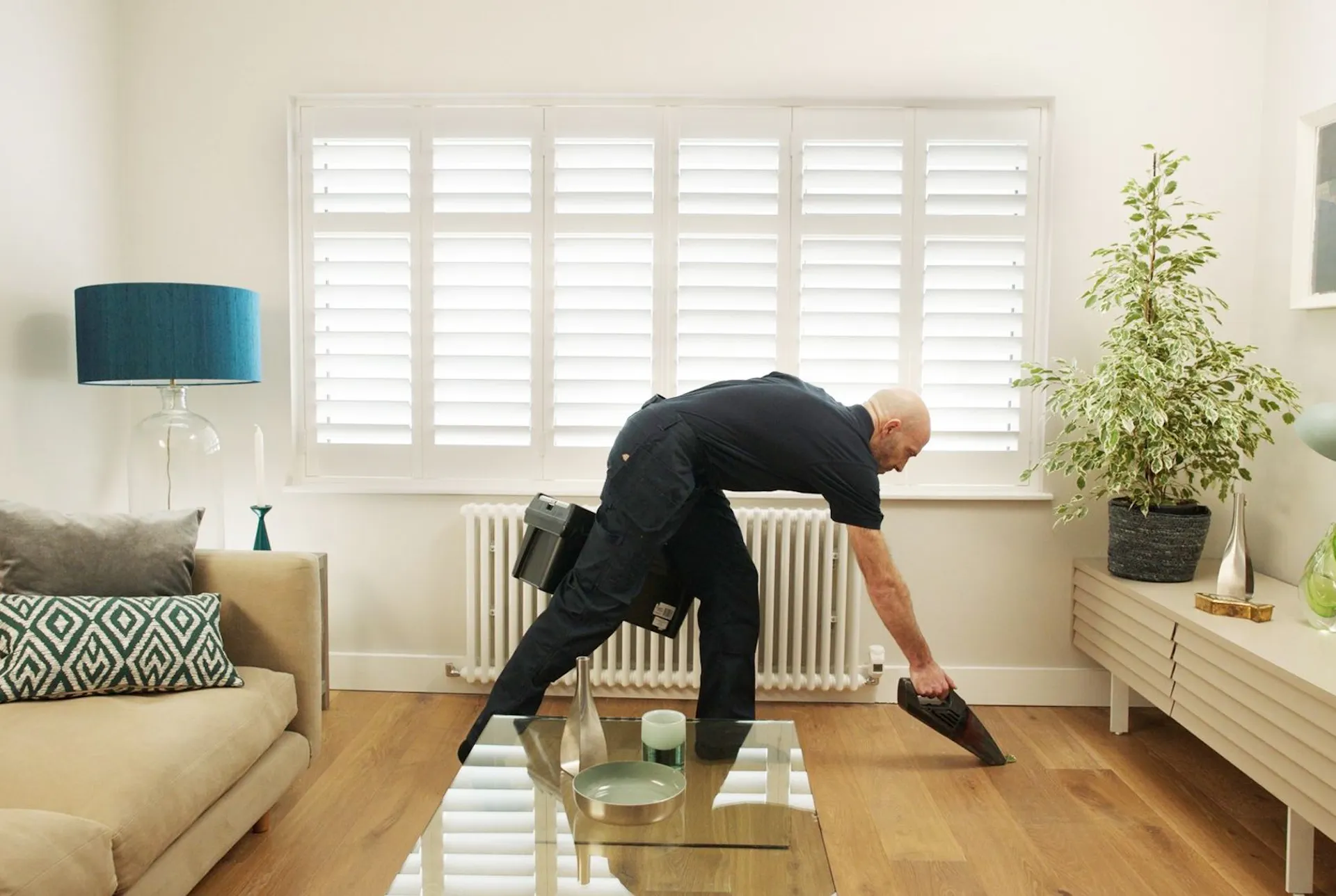 Dundee - Made to Measure Blinds | Hillarys