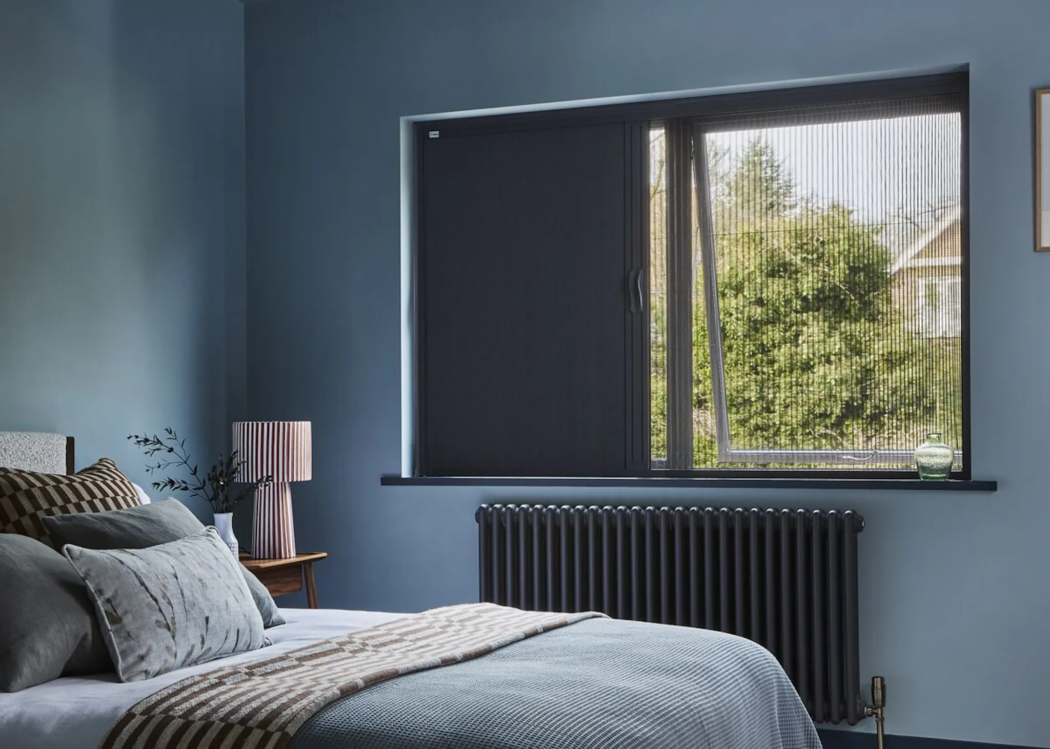Blind Screen | Blackout Blinds with Side Tracks
