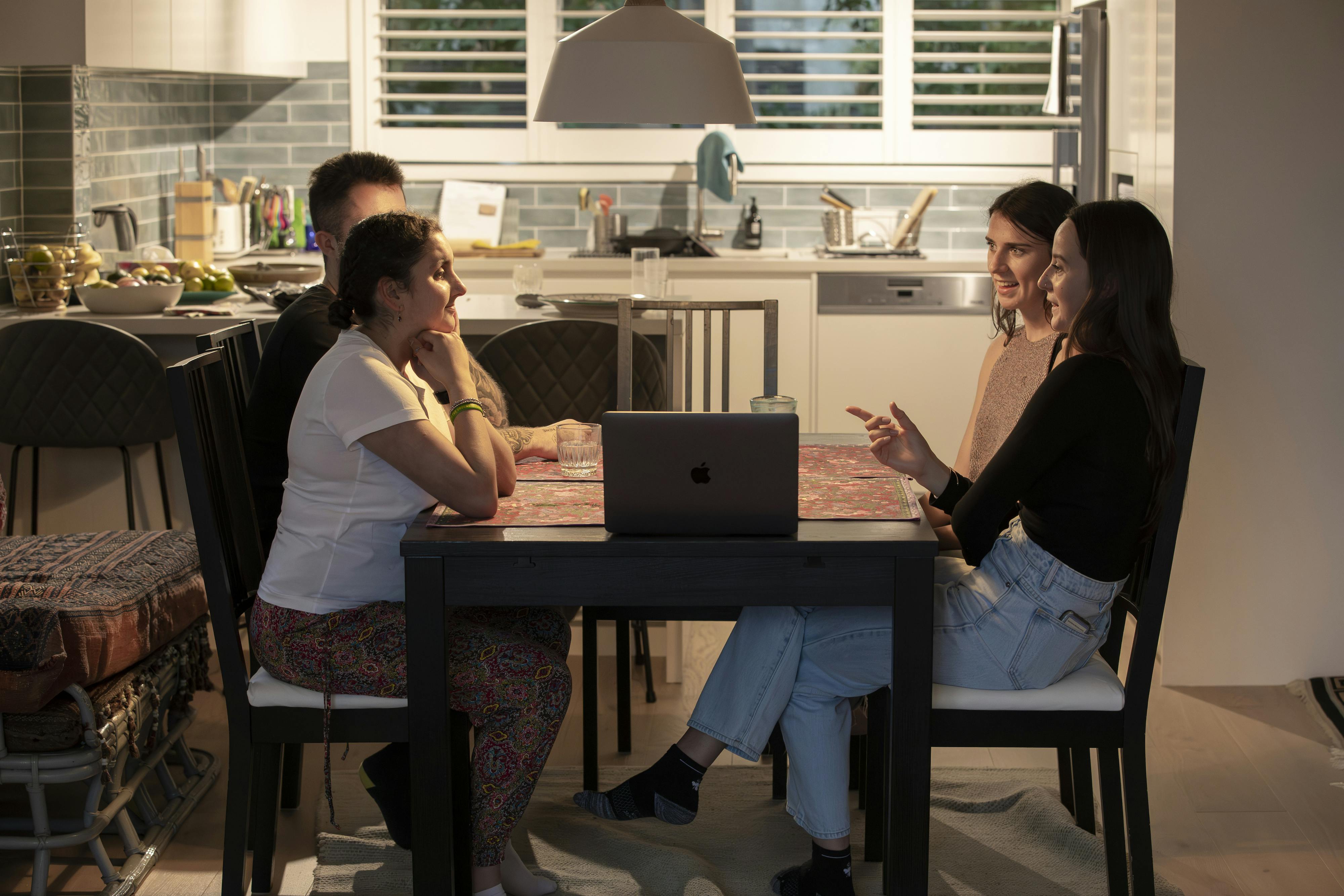 Welcome to ‘team awesome’: How Ari manages her Hireup support workers ...