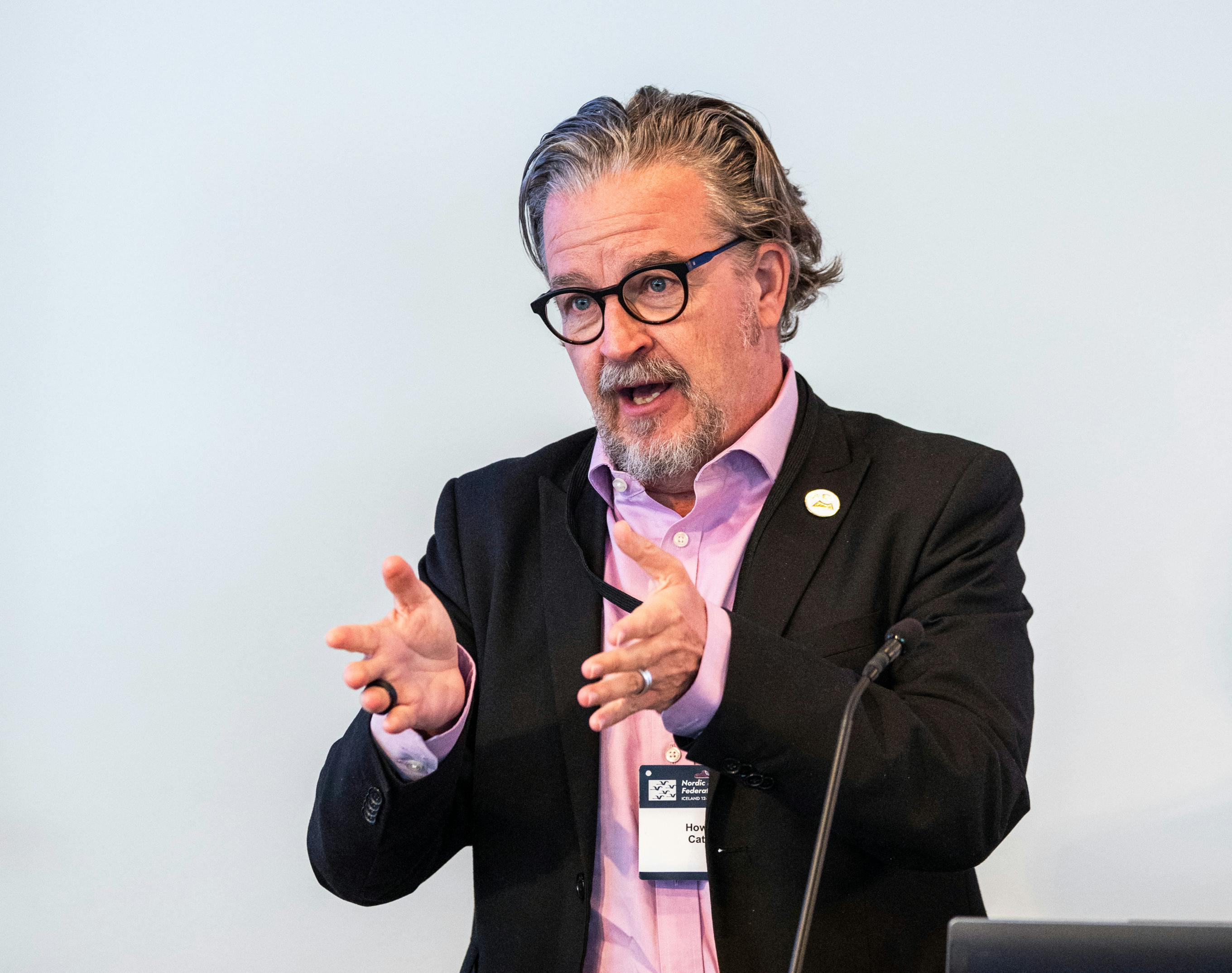 Aldrei mikilvægara að heimsbyggðin standi saman | Félag íslenskra ...