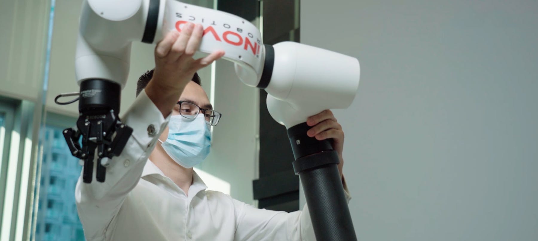 VIDEO How 2 Hong Kong Pioneers Hi tech Robotic Arms Can Transform video-how-2-hong-kong-pioneers-hi-tech-robotic-arms-can-transform