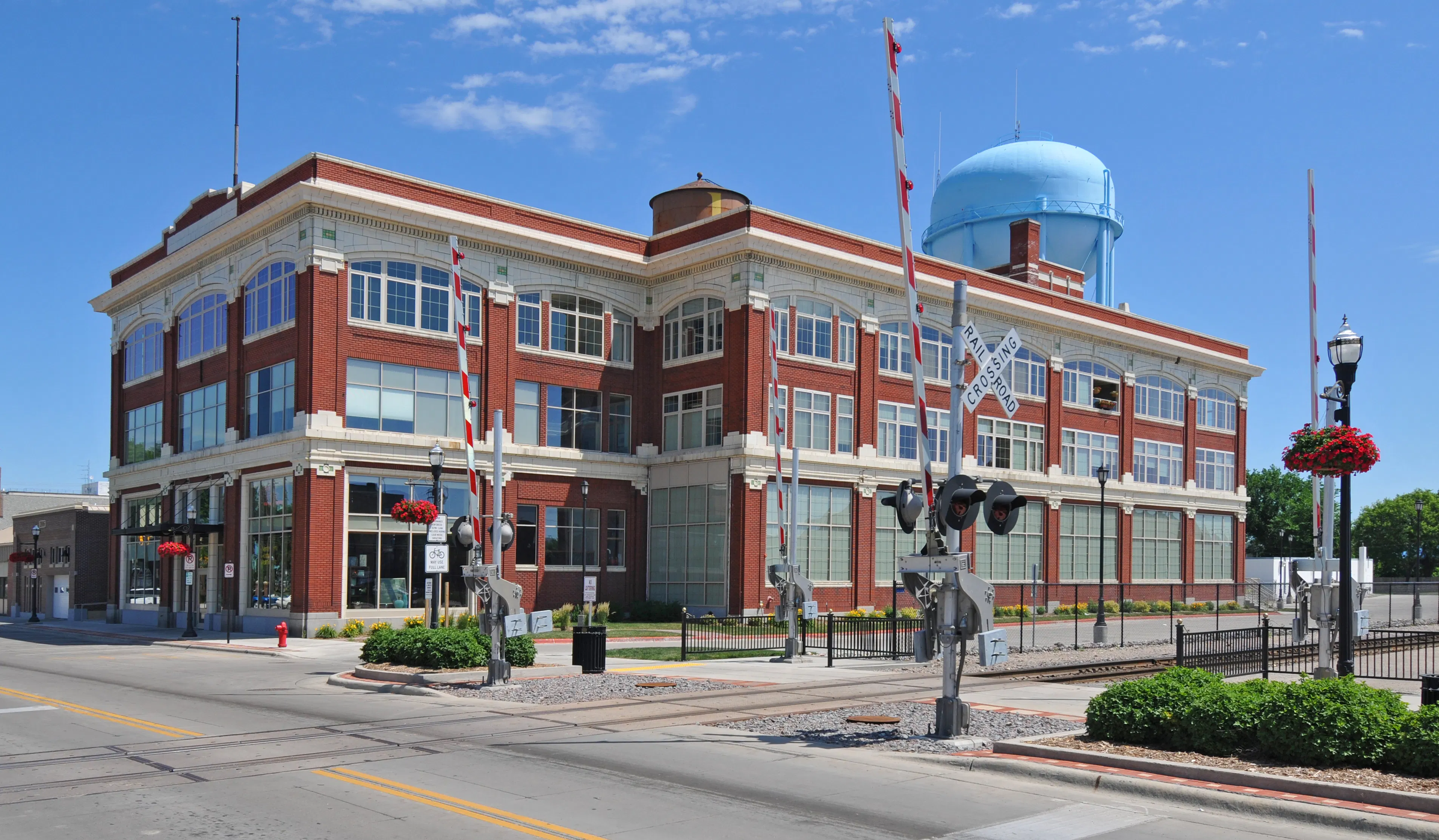 Historic Ford Building For Sale | Horizon Fargo Real Estate