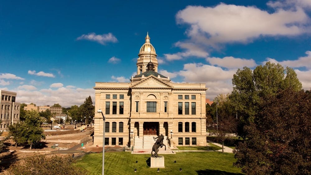 2024 Wyoming General Contractor License Requirements | Houzz Pro