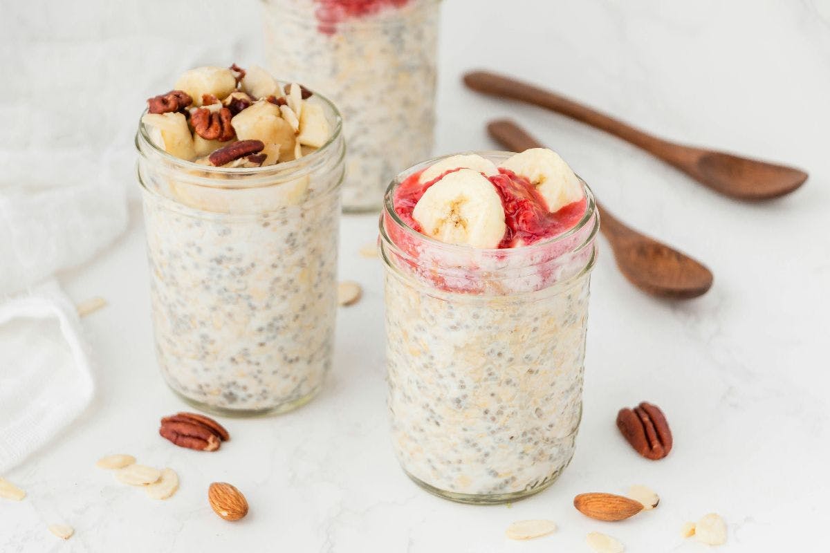 15 Quick & Healthy Work Snacks for Any Schedule