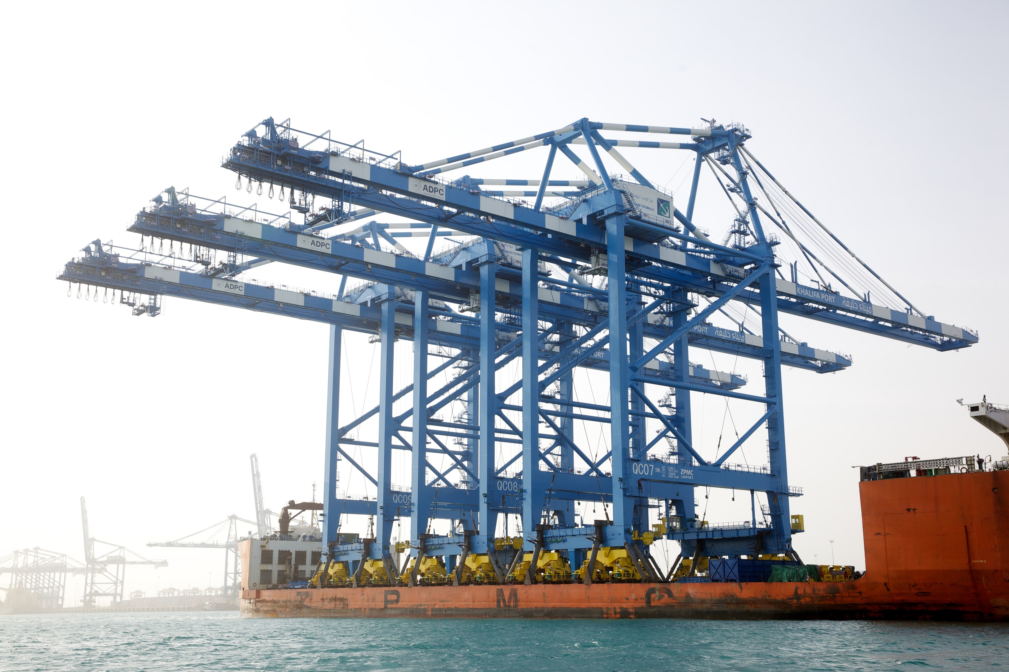 Efficient Container Handling Equipment for Ports