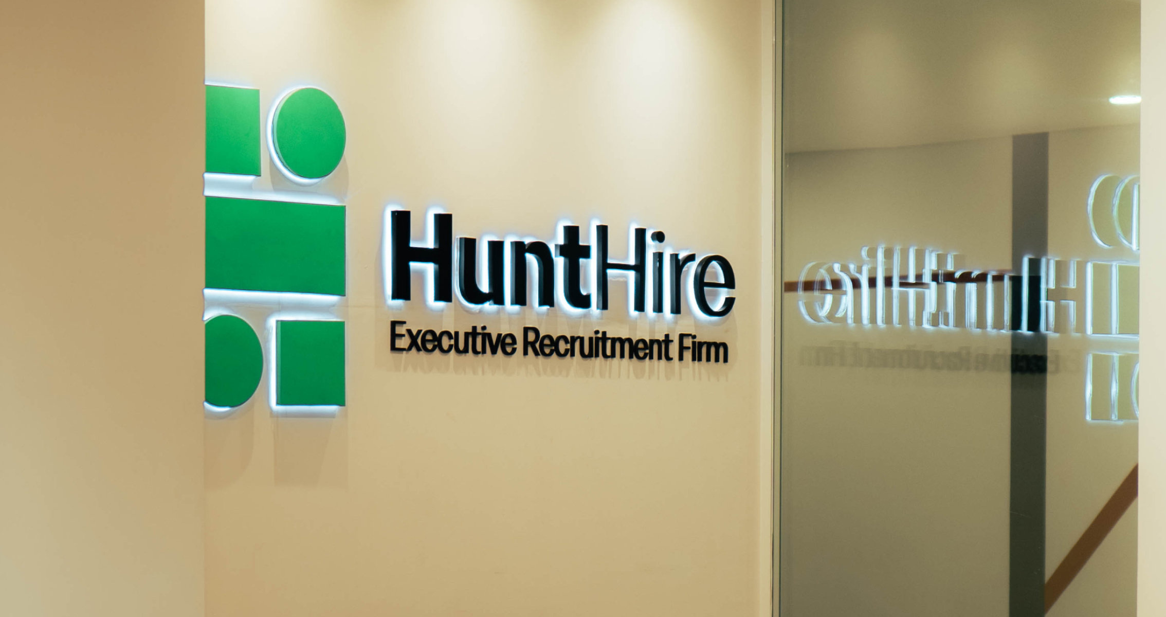 HuntHire ― Executive Recruitment Firm