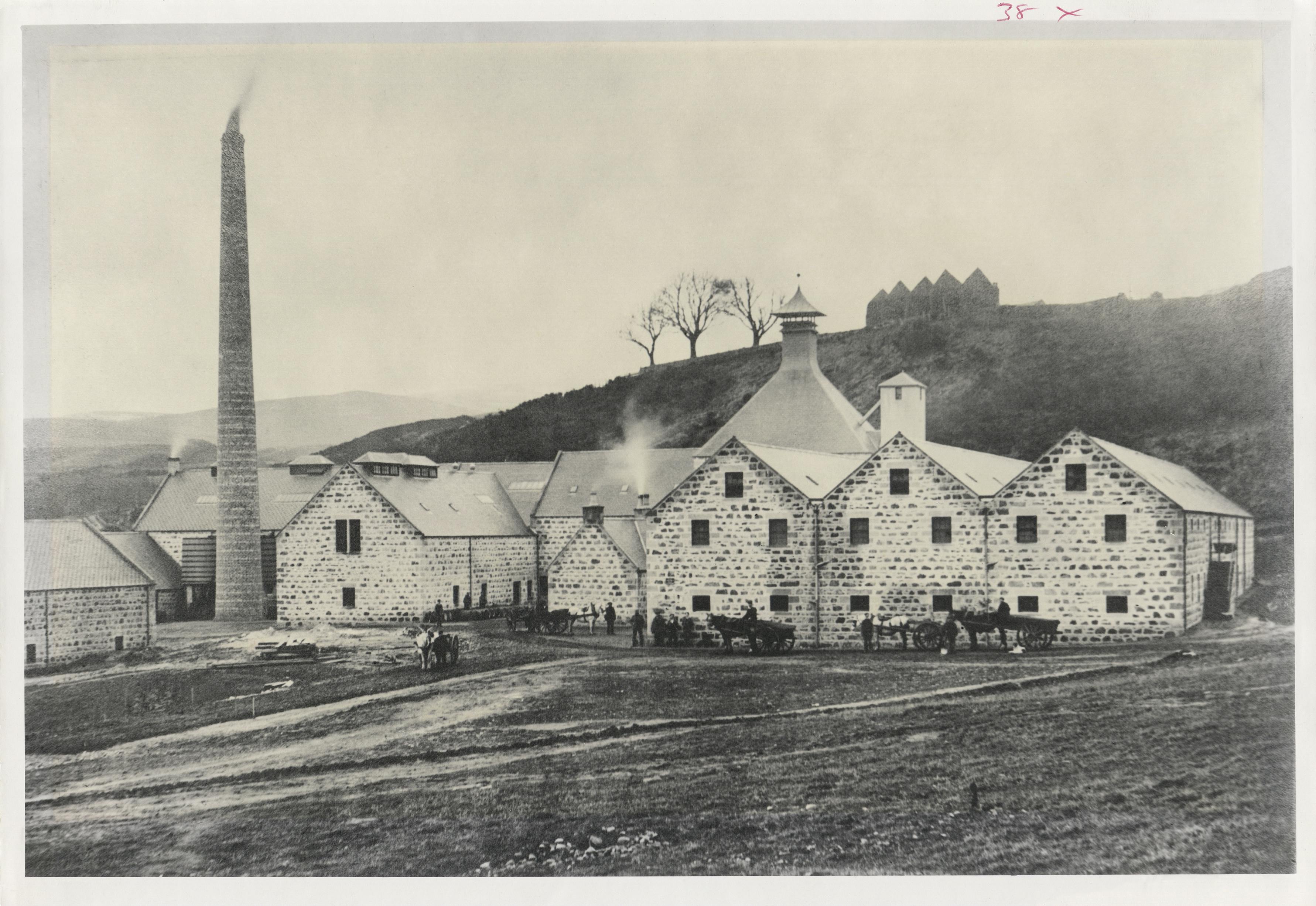 About Us - Ian Macleod Distillers