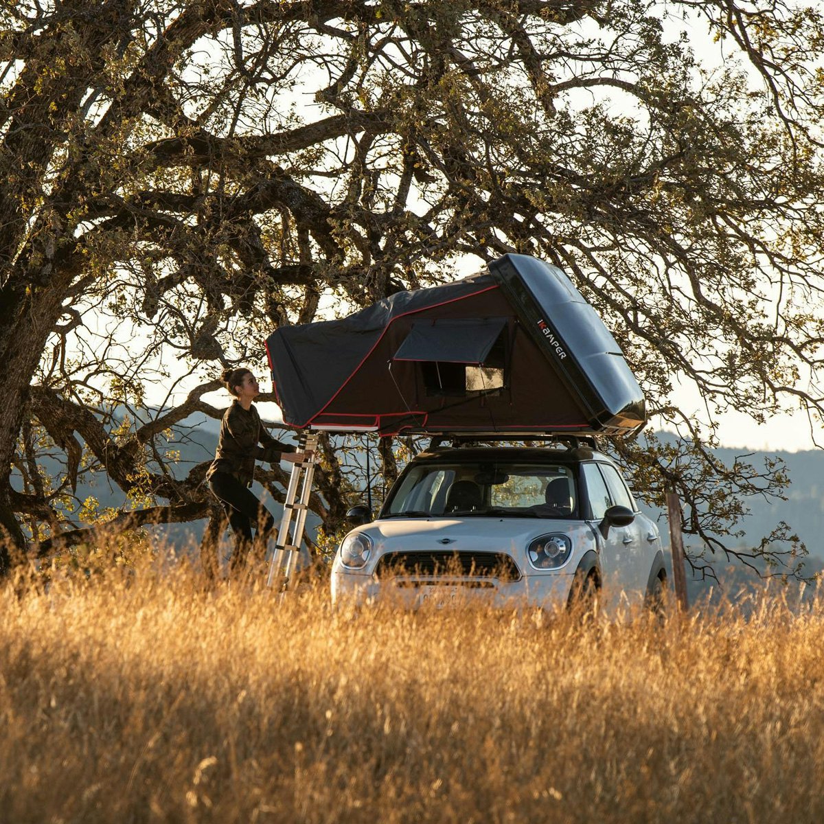 iKamper - SKYCAMP 3.0 - The Most Iconic Hard Shell Roof Top Tent
