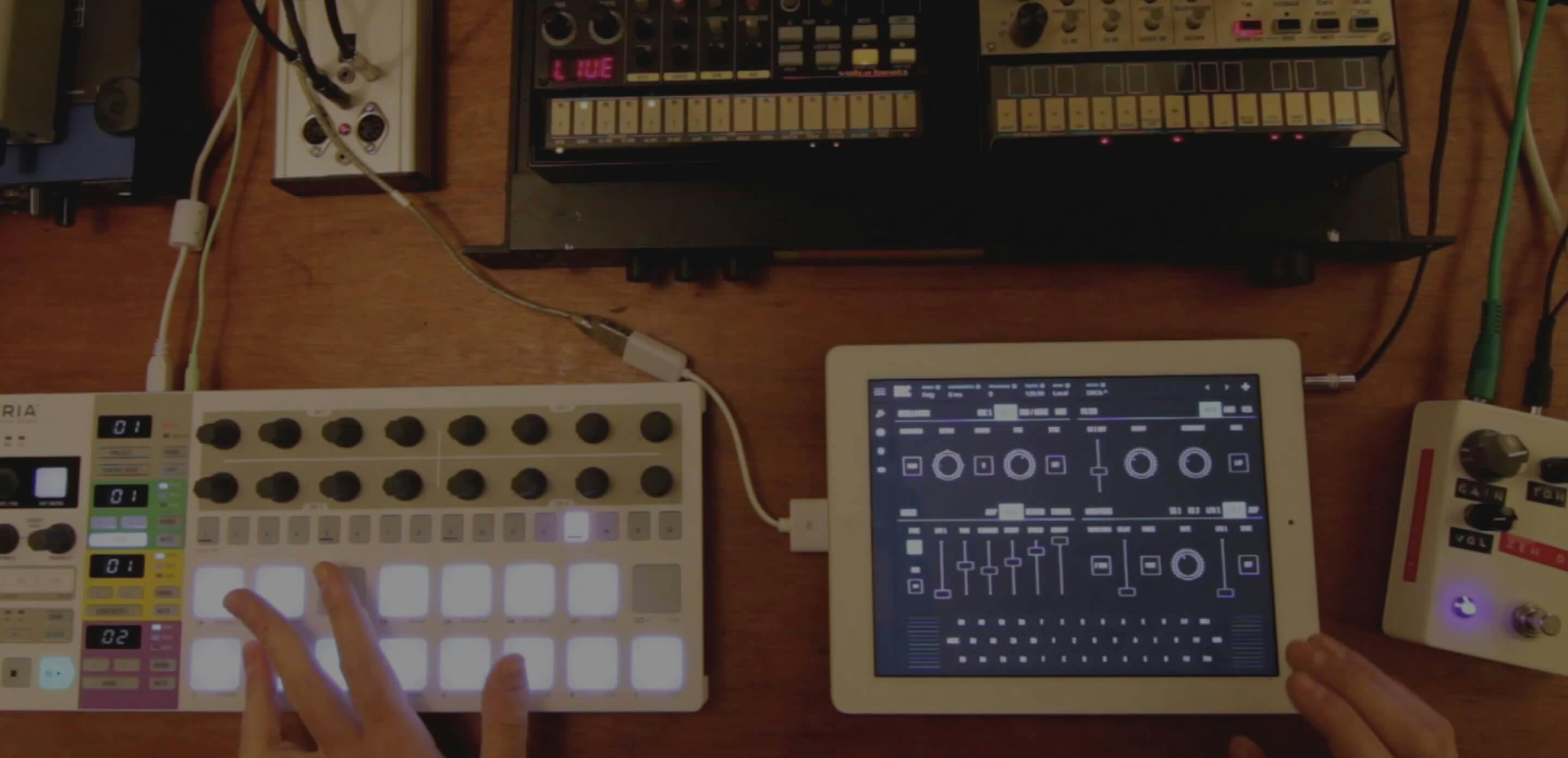 Polyphonic Synthesizer for Desktop and Mobile - DRC | Imaginando