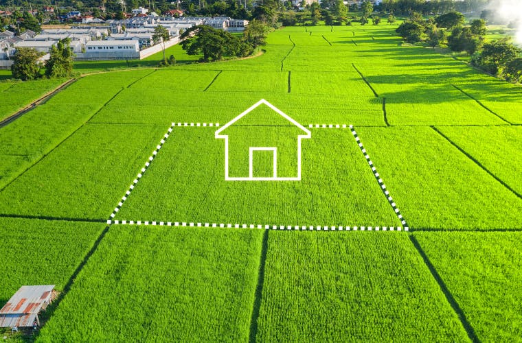 Terreno rústico: posso construir? É possível passar para urbano ...