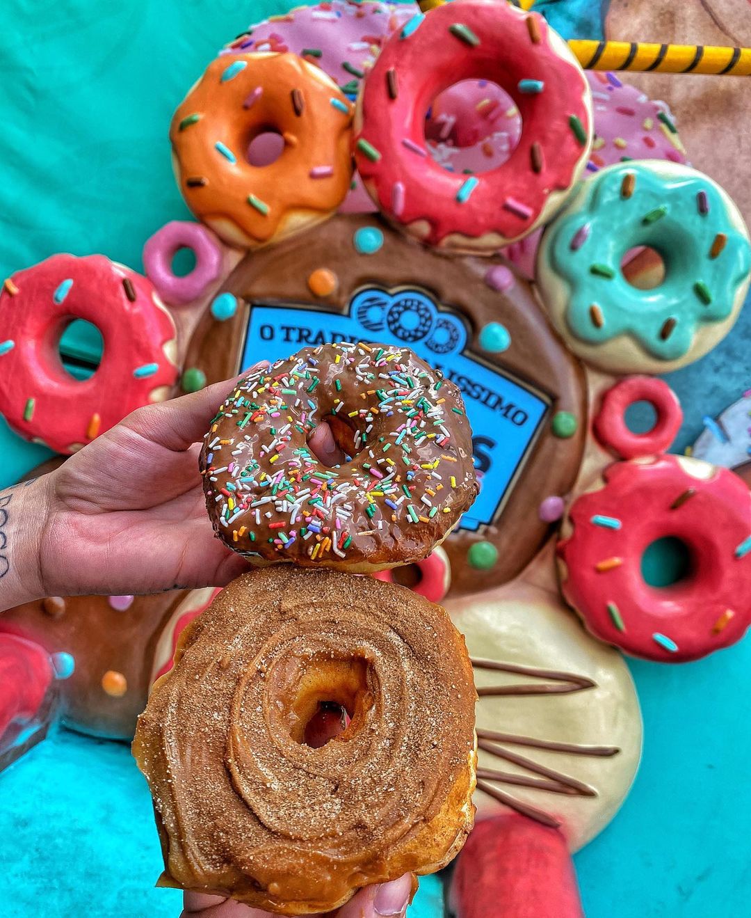 Uma loja só de donuts insanos? Conheça O Tradicionalíssimo, primeira ...