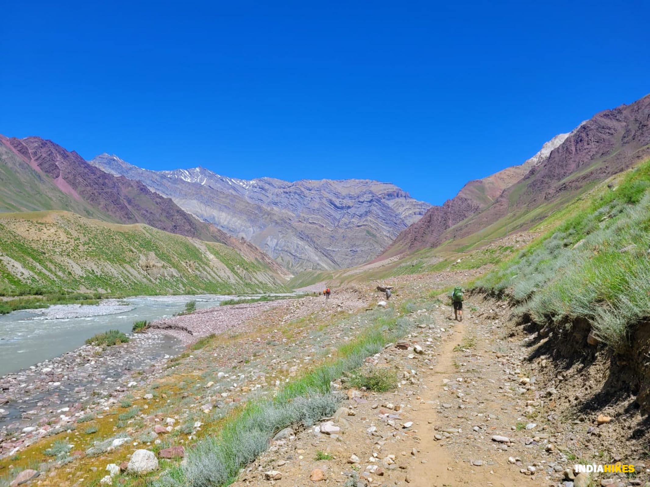 21 Stunning Photos That Show You Why Pin Bhaba Pass Is The Grandest ...