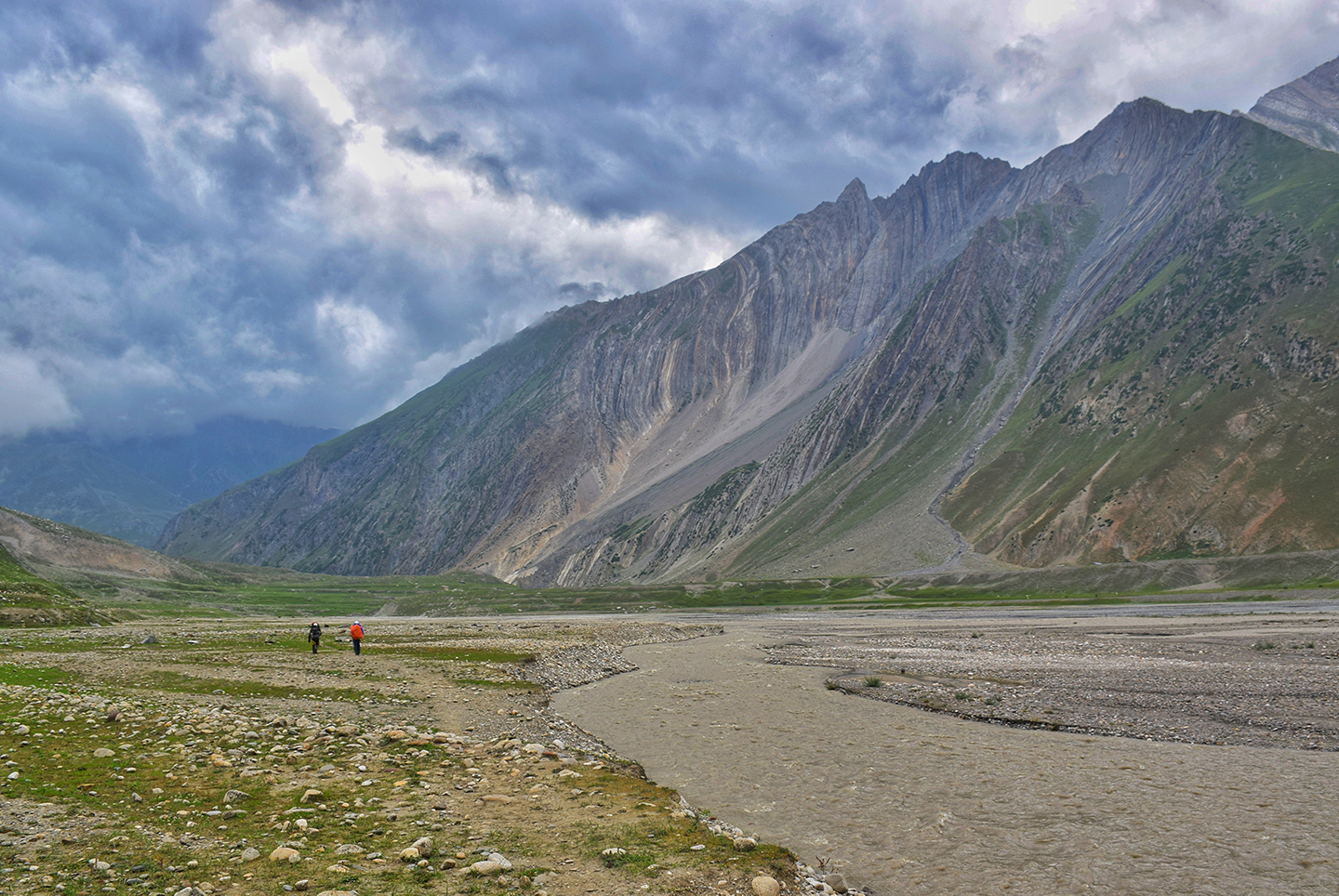 35 Of The Most Spectacular Photos From The Warwan Valley Expedition