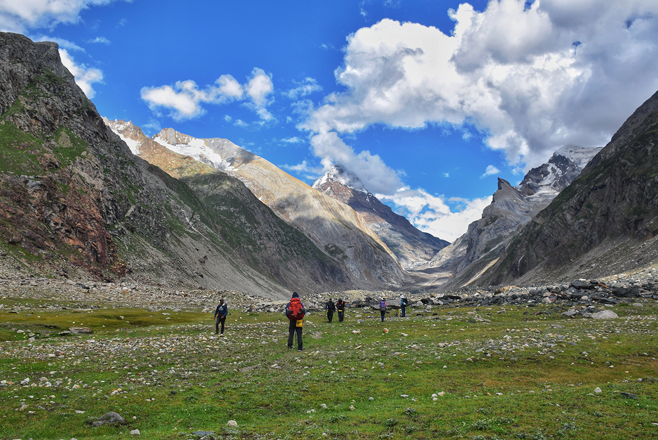 35 Of The Most Spectacular Photos From The Warwan Valley Expedition