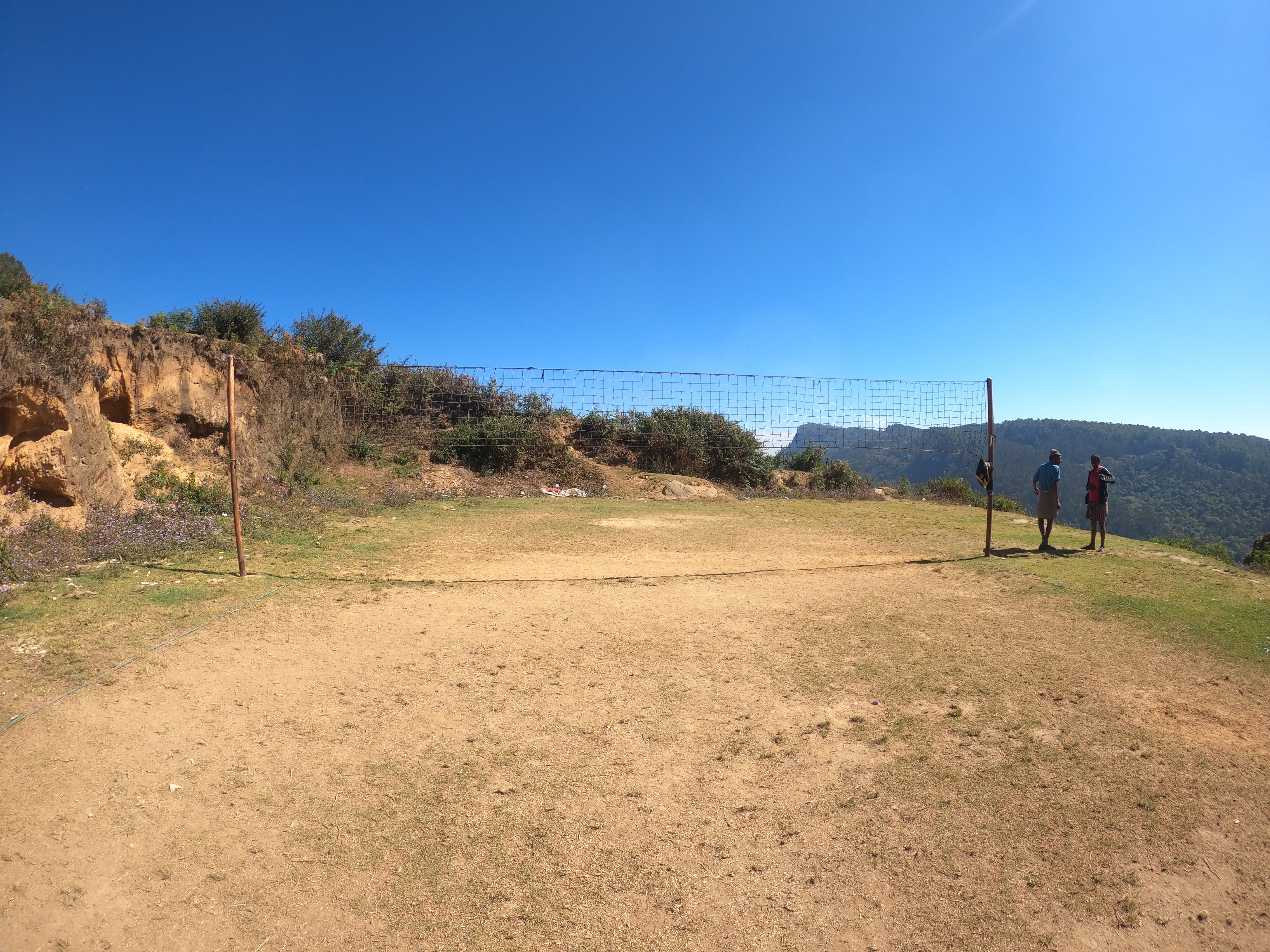 Thoothor Waterfall- Trek to a Hidden Gem near Kodaikanal