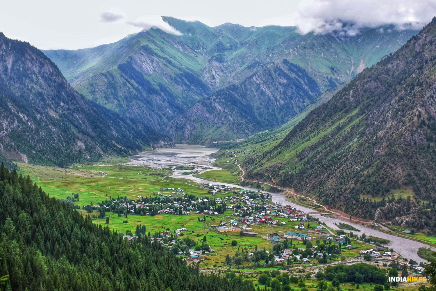 Gurez Valley Trek - 2024 - Itinerary, Cost, Trek And Travel Planning