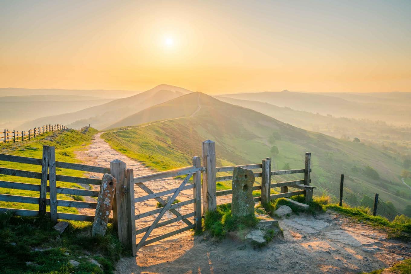 Campervan Hire in North West England from 39£/day | Indie Campers Campervan Hire in North West England from 39£/day | Indie Campers