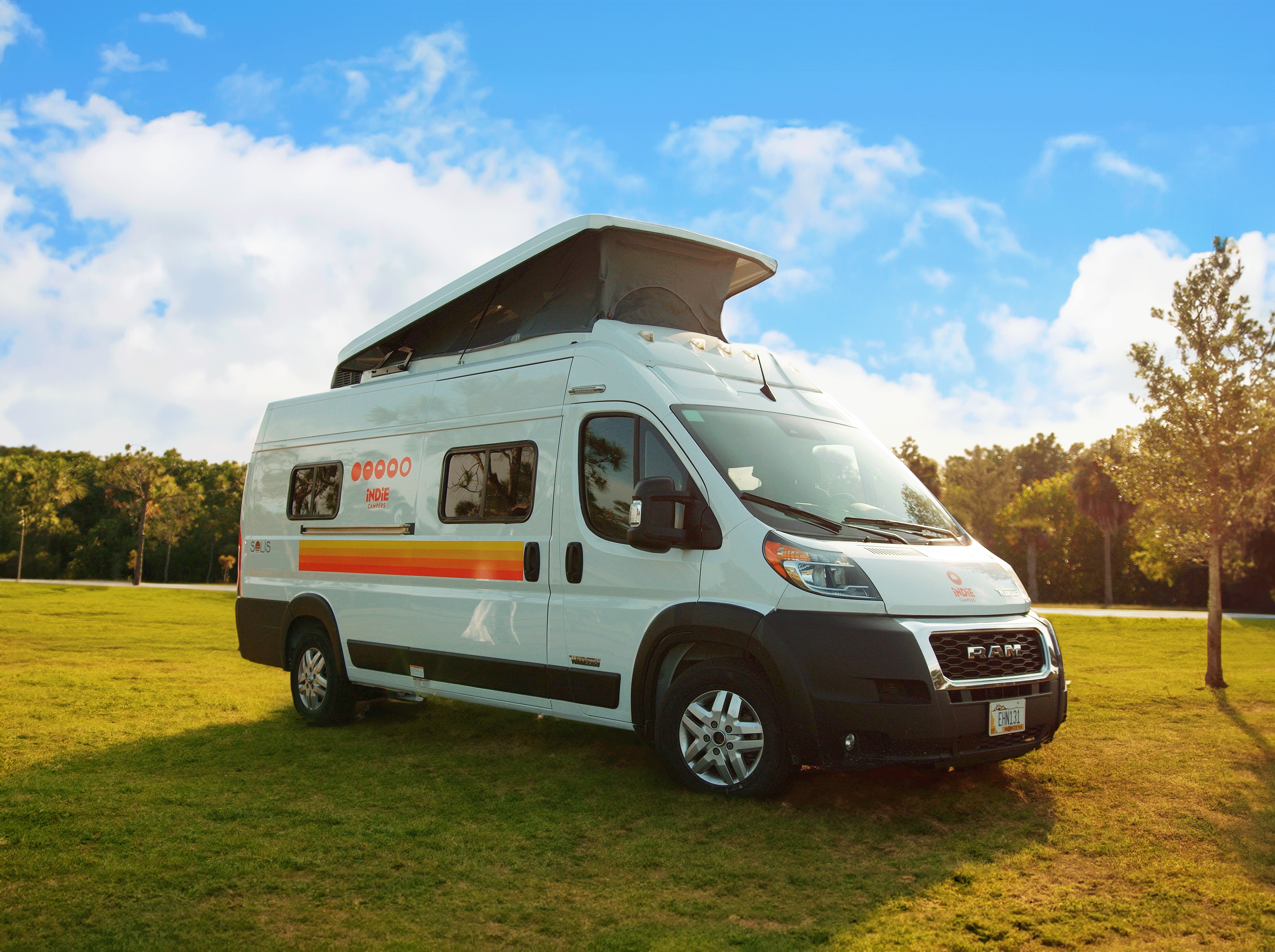 Solis Air Model - Camper van rental in USA | Indie Campers