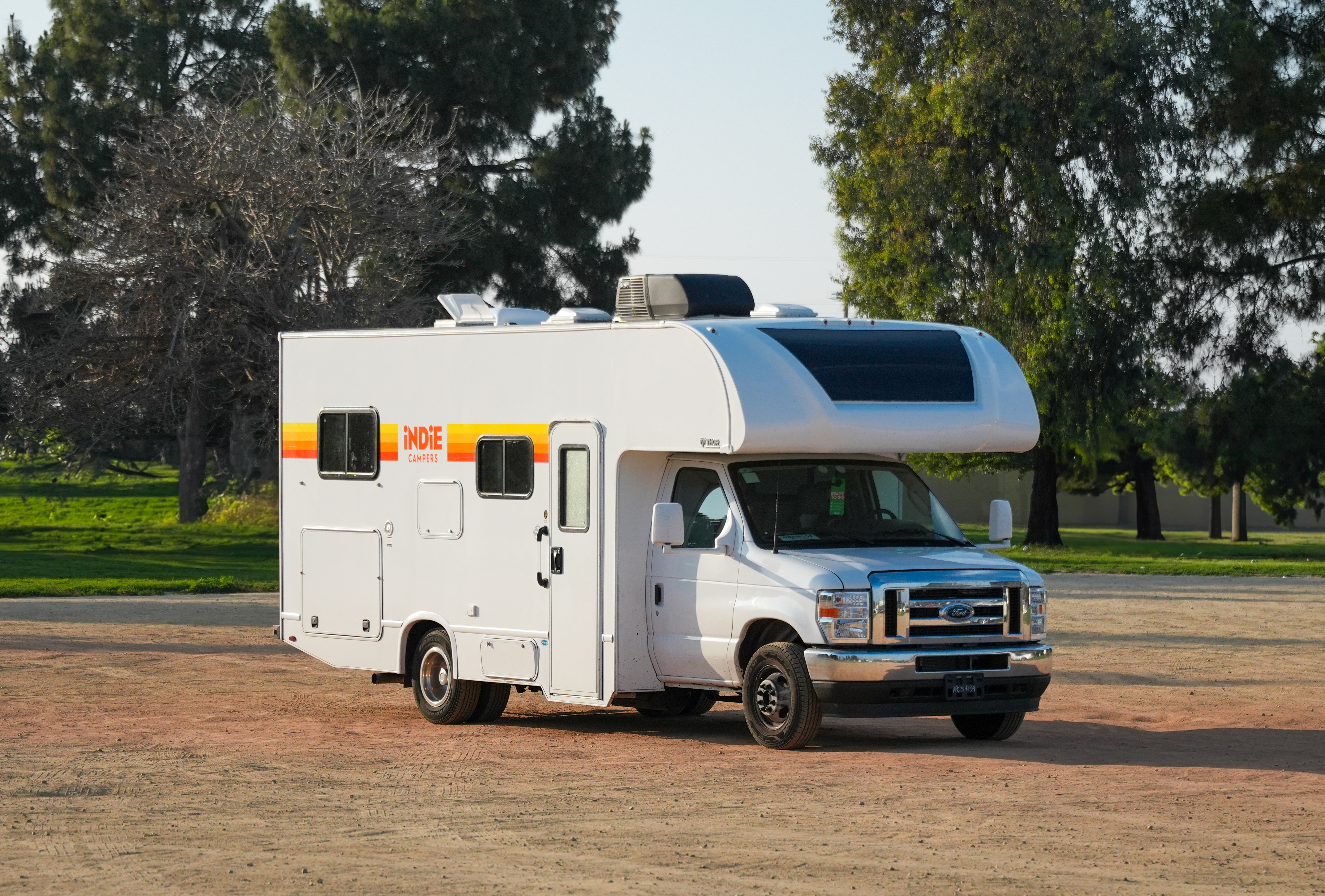 Thor Thor Motor Coach Four Winds | RV Rental - Indie Campers