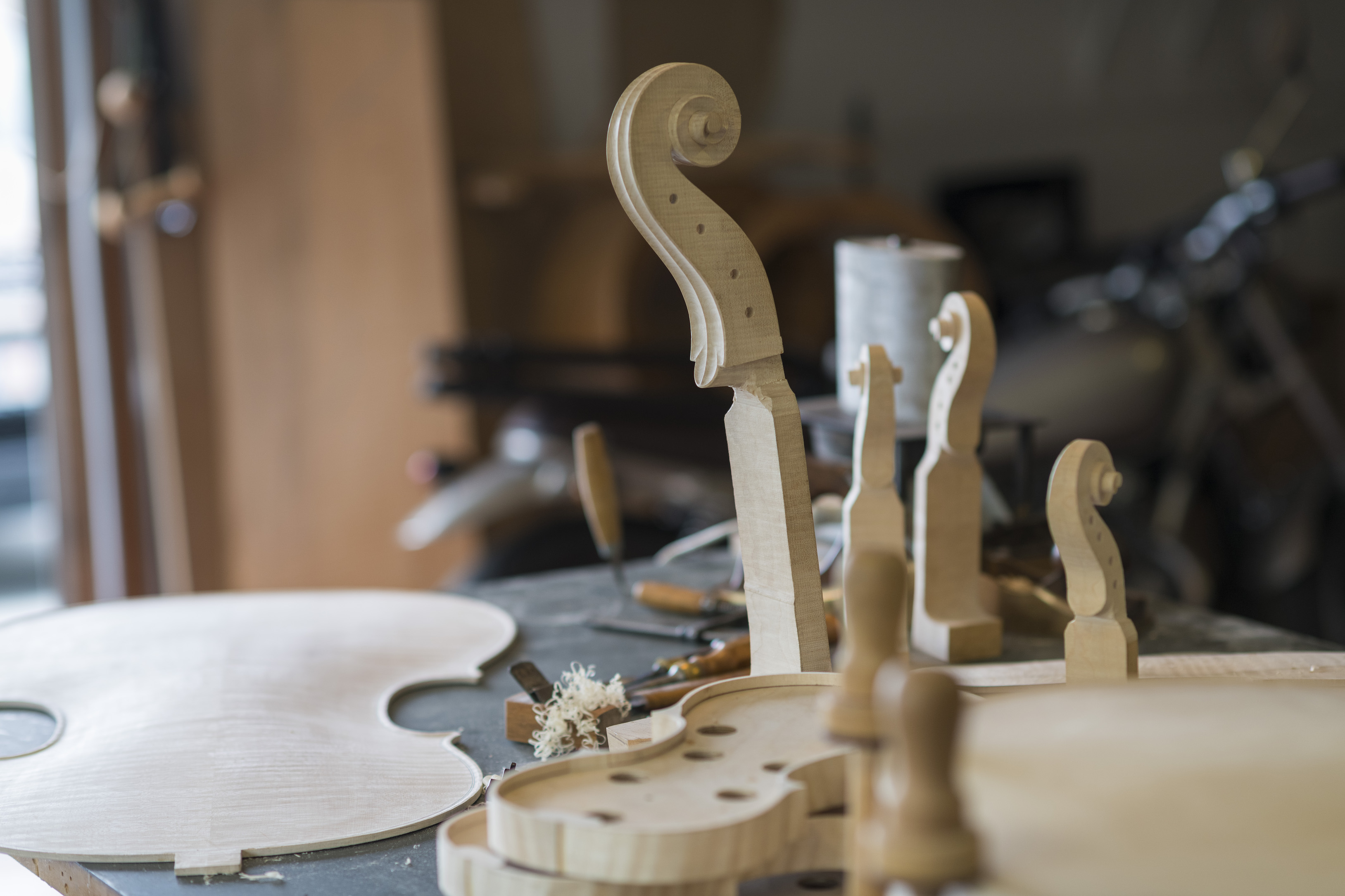 Echoes of the Ages - 40 Years of Violin Making