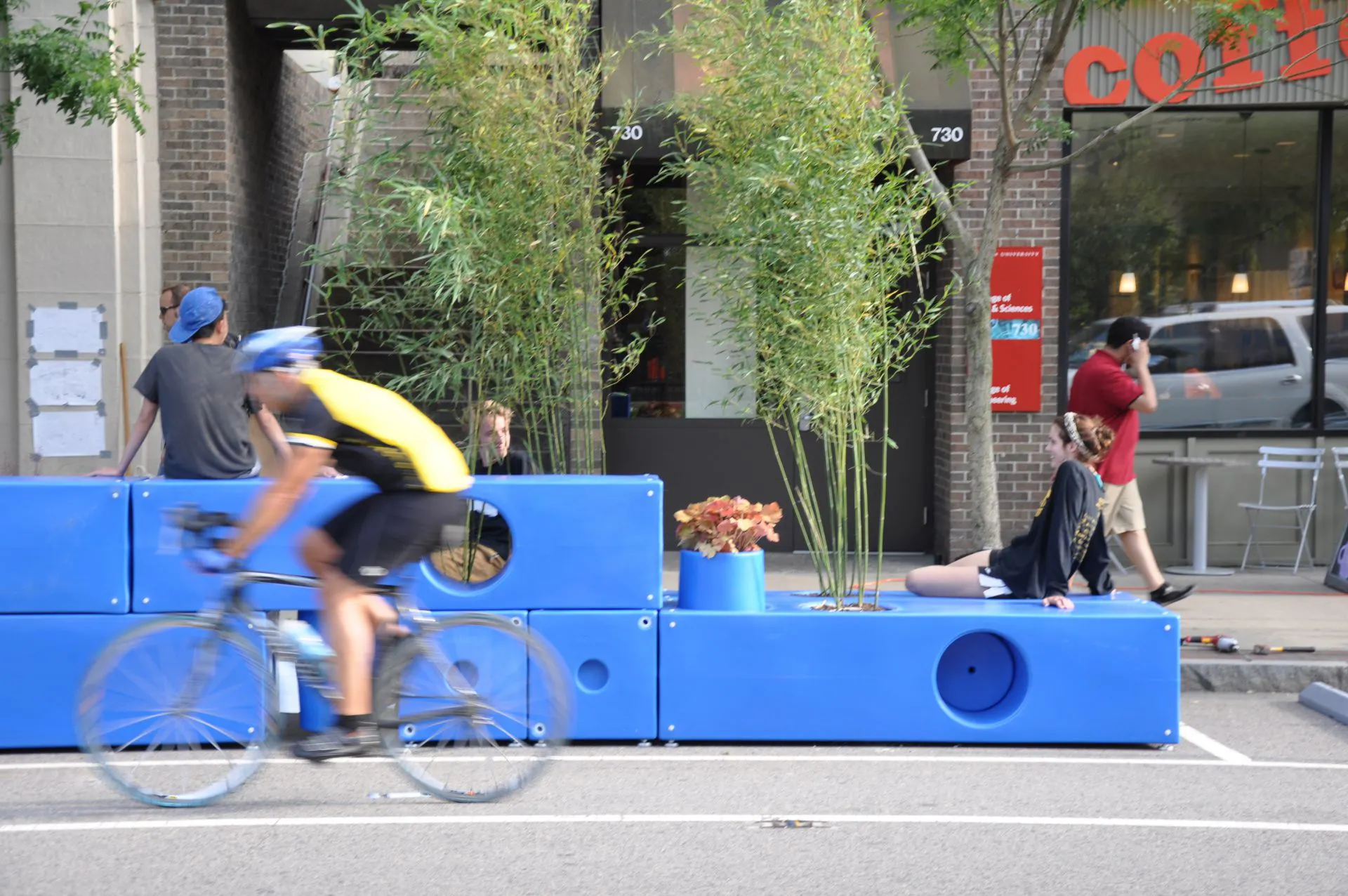 ALLSTON PARKLET