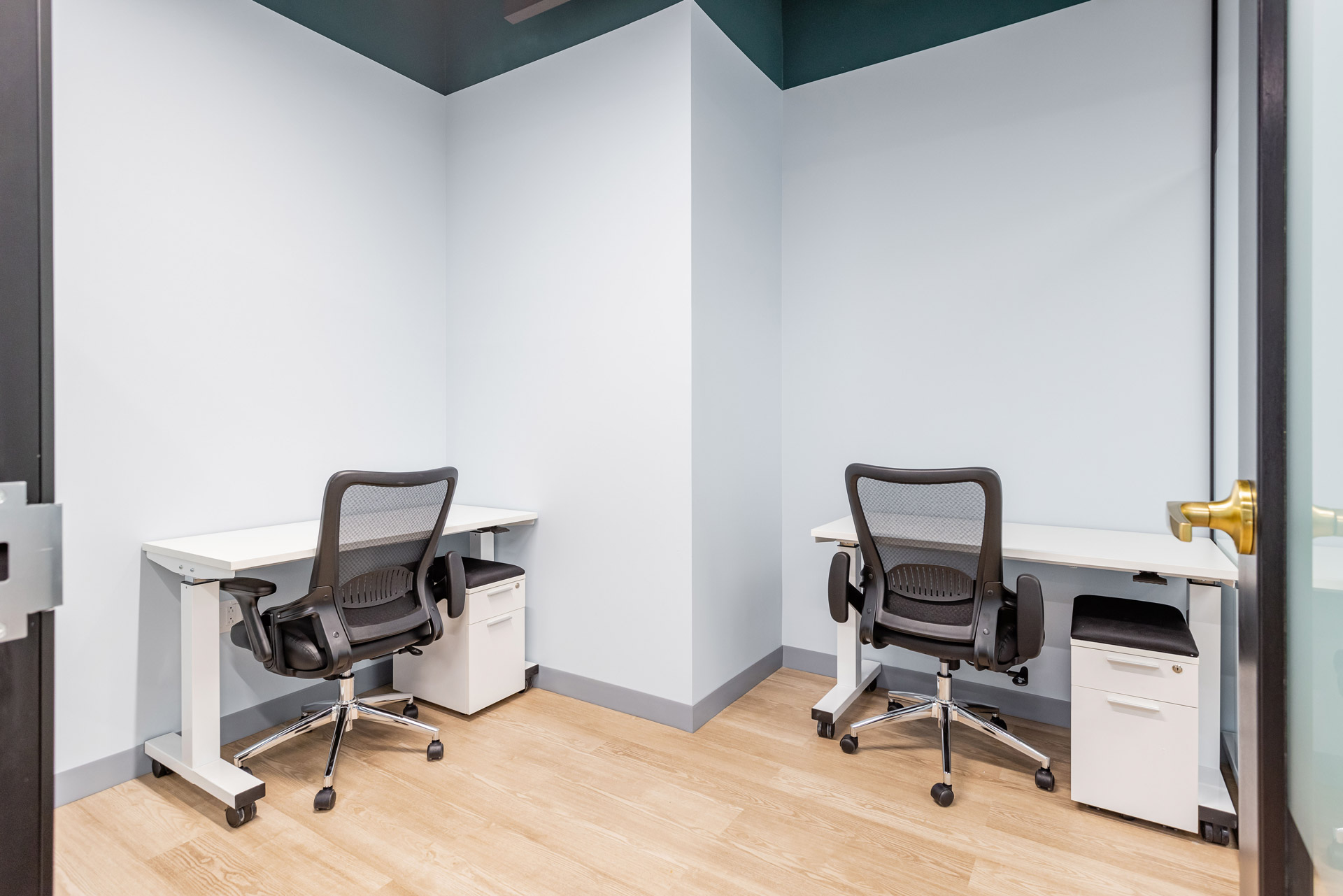 iQ Offices - Coworking & Shared Office Spaces Across Canada