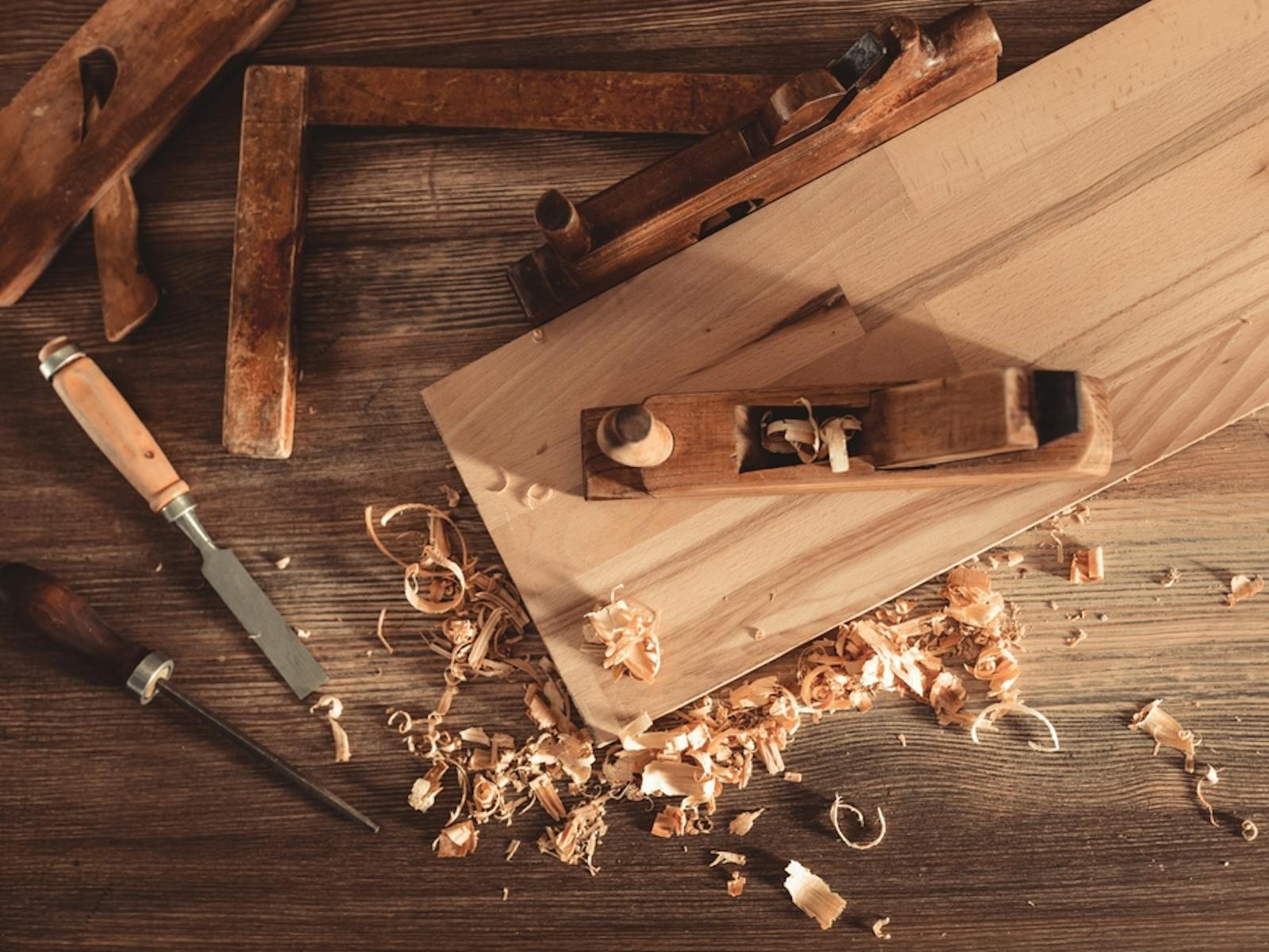 Carpenter vs Joiner: What's the difference?