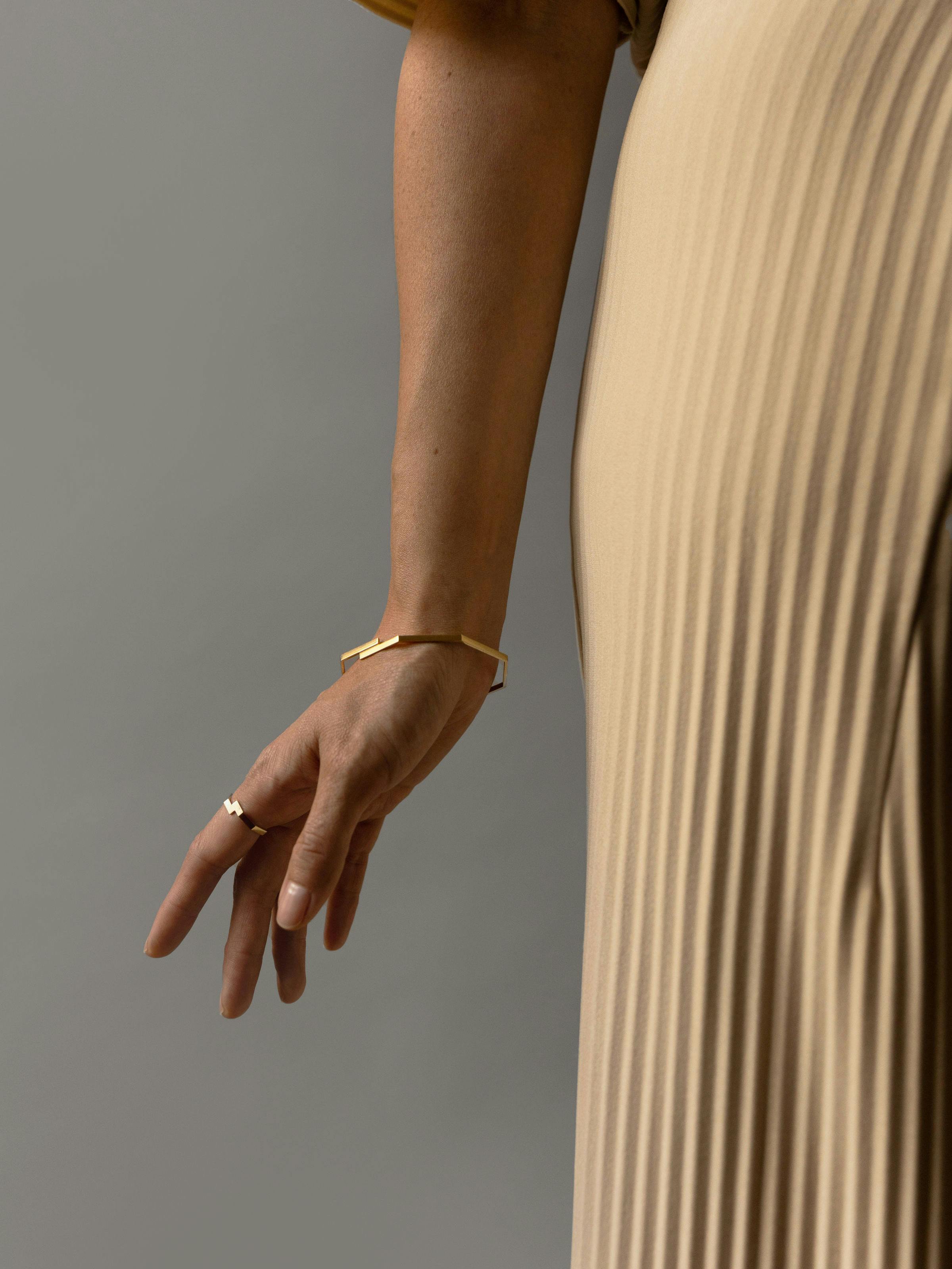 Bangle Octogone double en Or jaune éthique 18 carats | JEM joaillerie ...