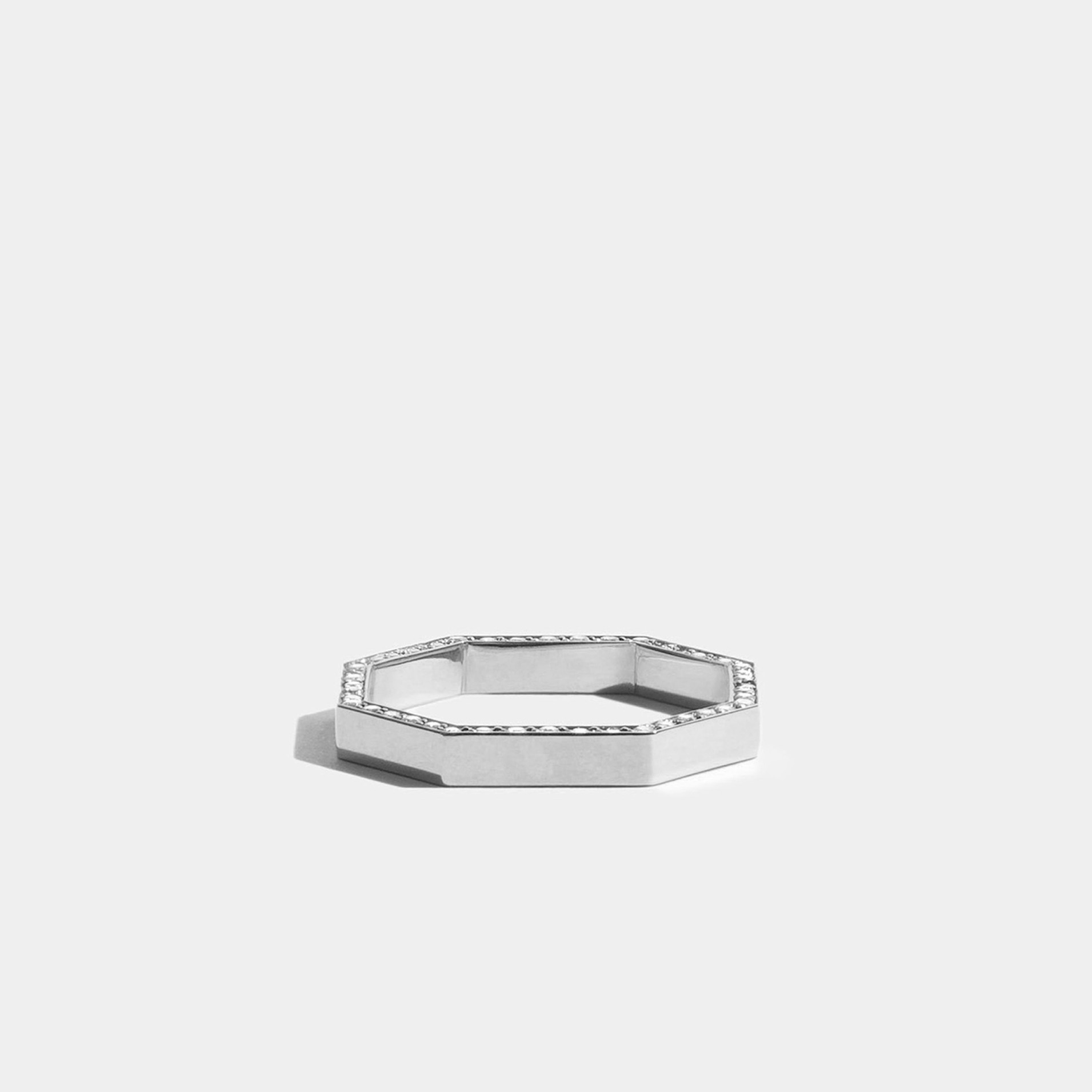 JEM | Octogone paved ring