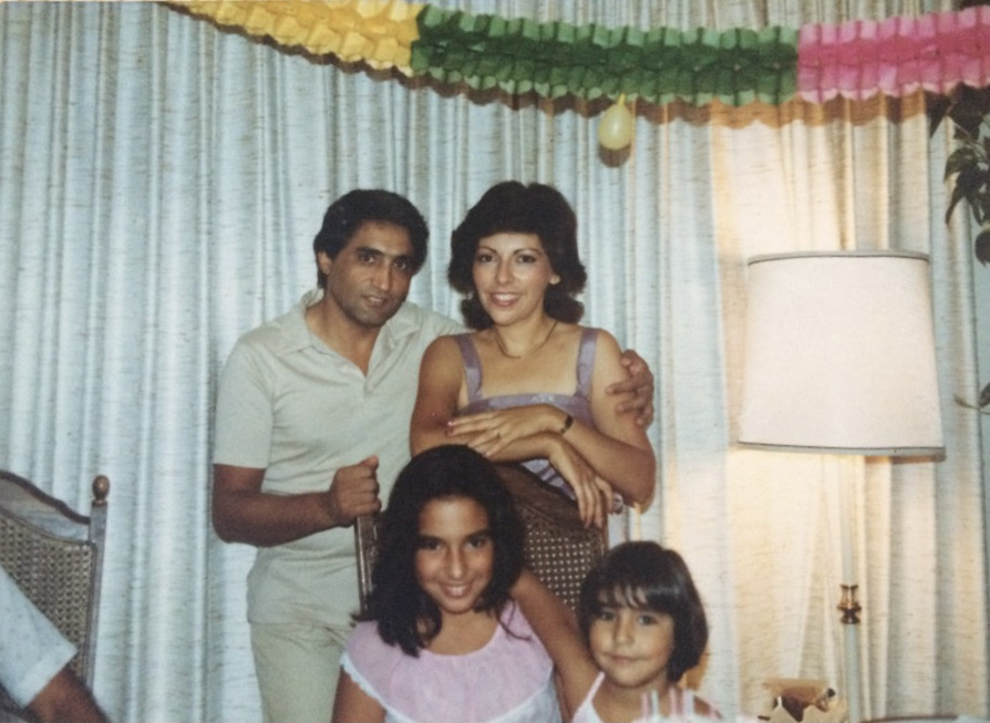 How One Iranian Jewish Family Makes Thanksgiving Dinner Their Own ...