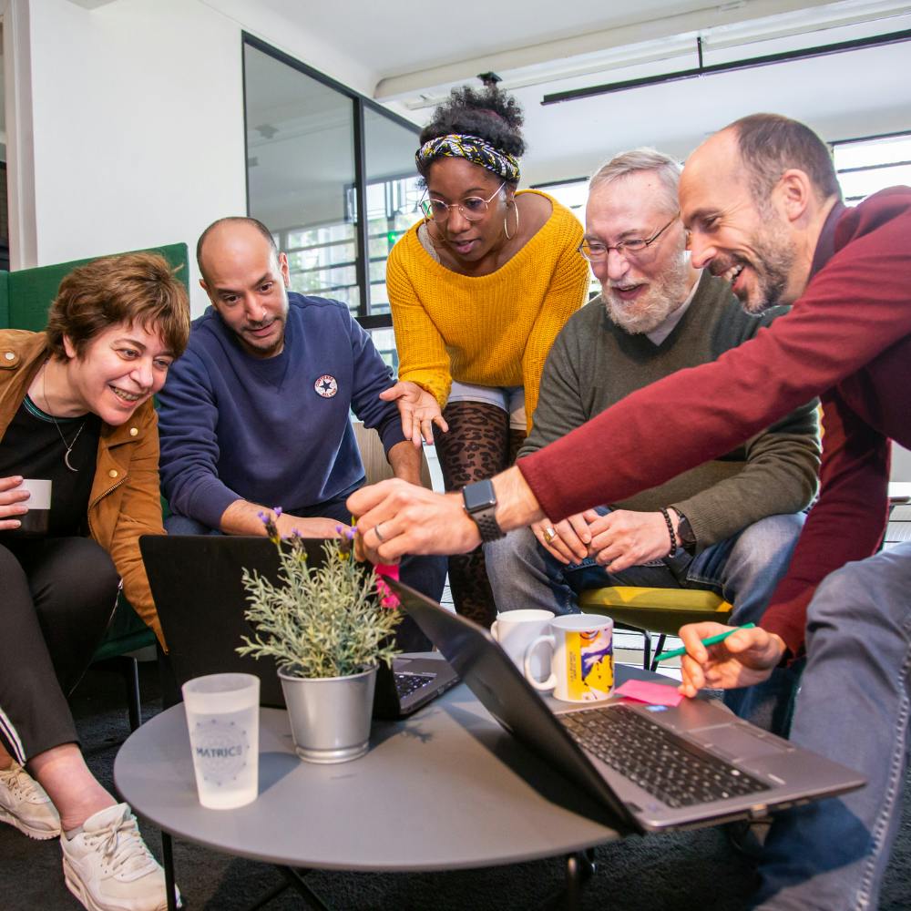 Forme-toi aux métiers de Développeur.se Full Stack ou Data Analyste ...