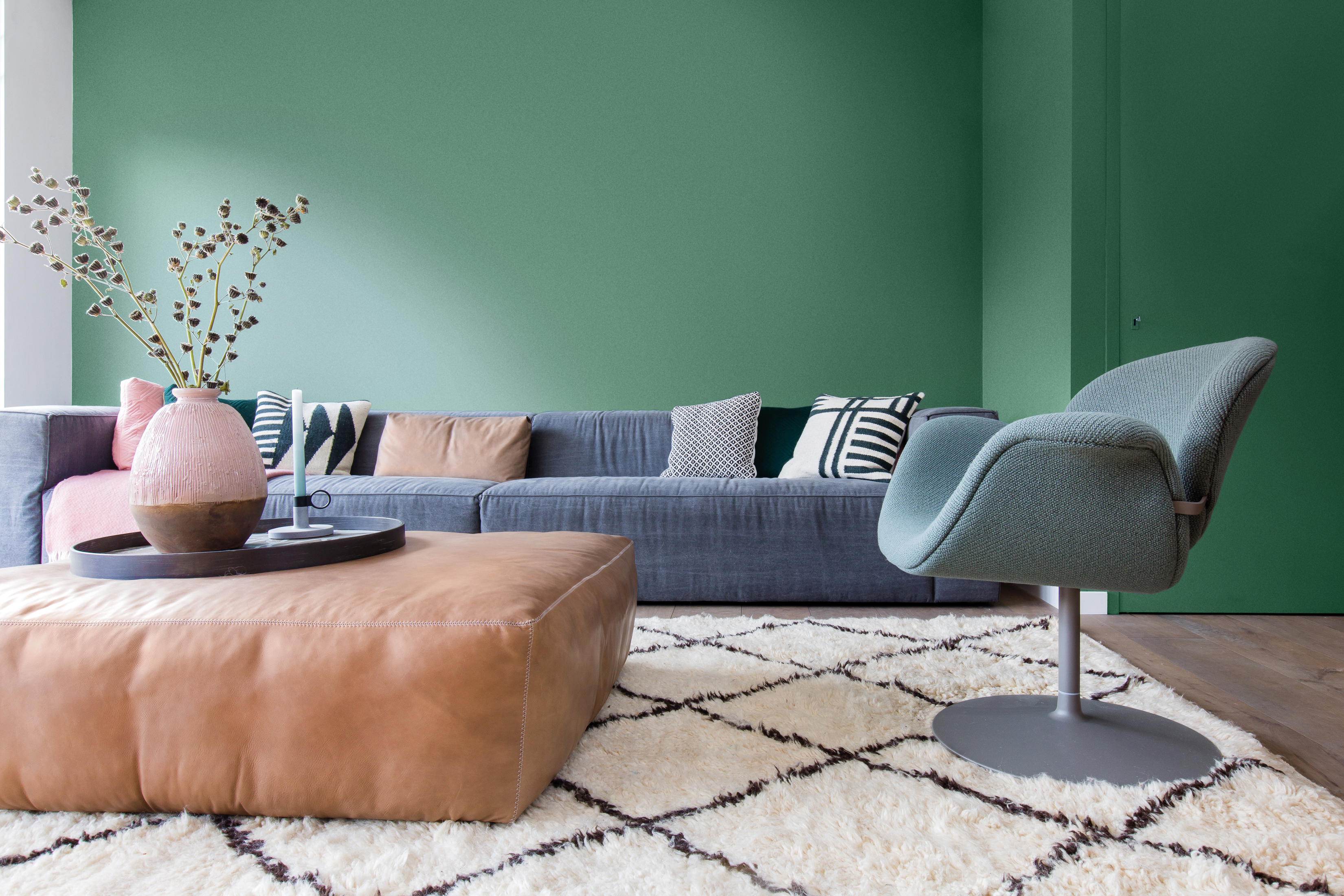 Paint, Paint Colours & More - Johnstone's Paint